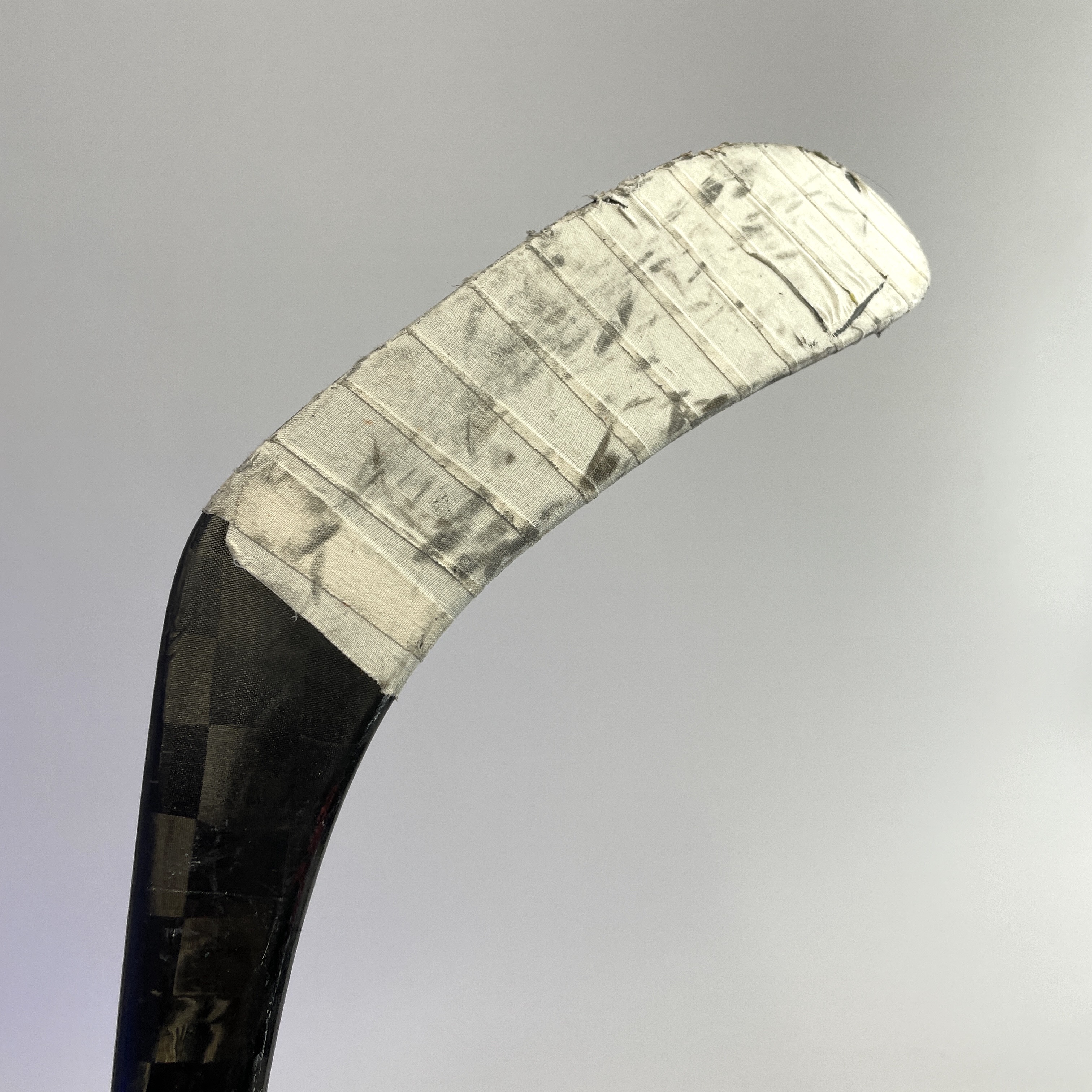 Used Left Handed Red Bauer Vapor Hyperlite | P28 Curve | 70 Flex | Grip ...