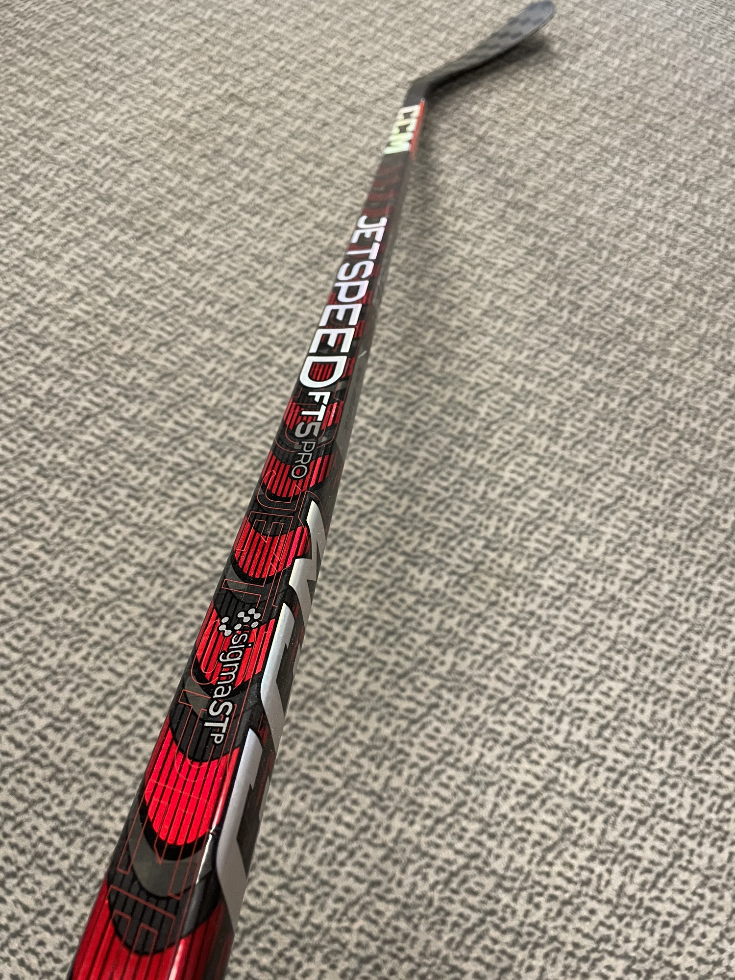 CCM FT5 Pro 70 FLEX P90TM curve right hand stick | SidelineSwap