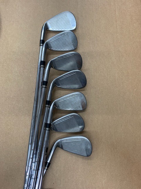 Used Men's TaylorMade R7 Right Iron Set Stiff Steel | SidelineSwap