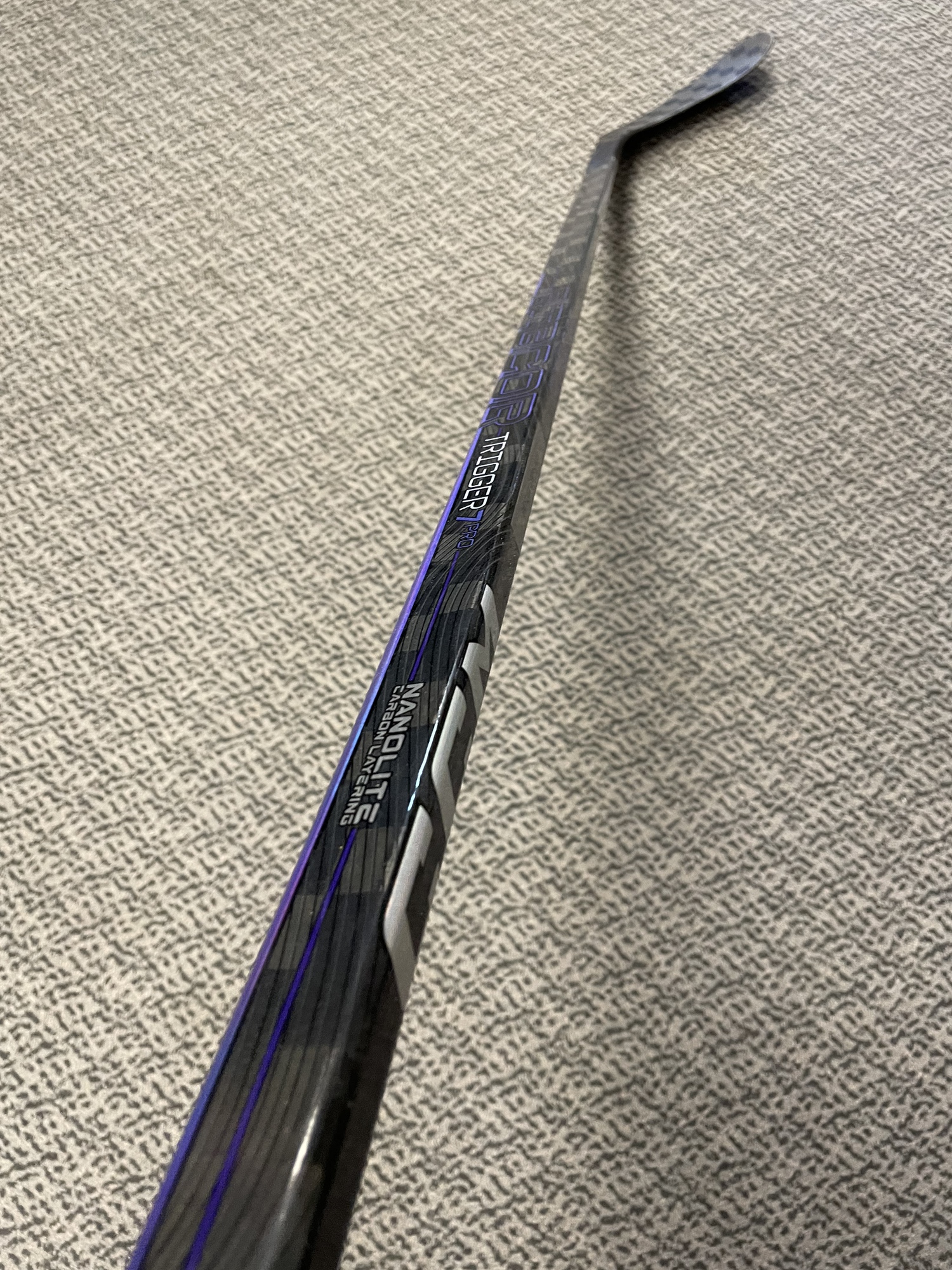 CCM Trigger 7 Pro 95 flex P28 curve | SidelineSwap
