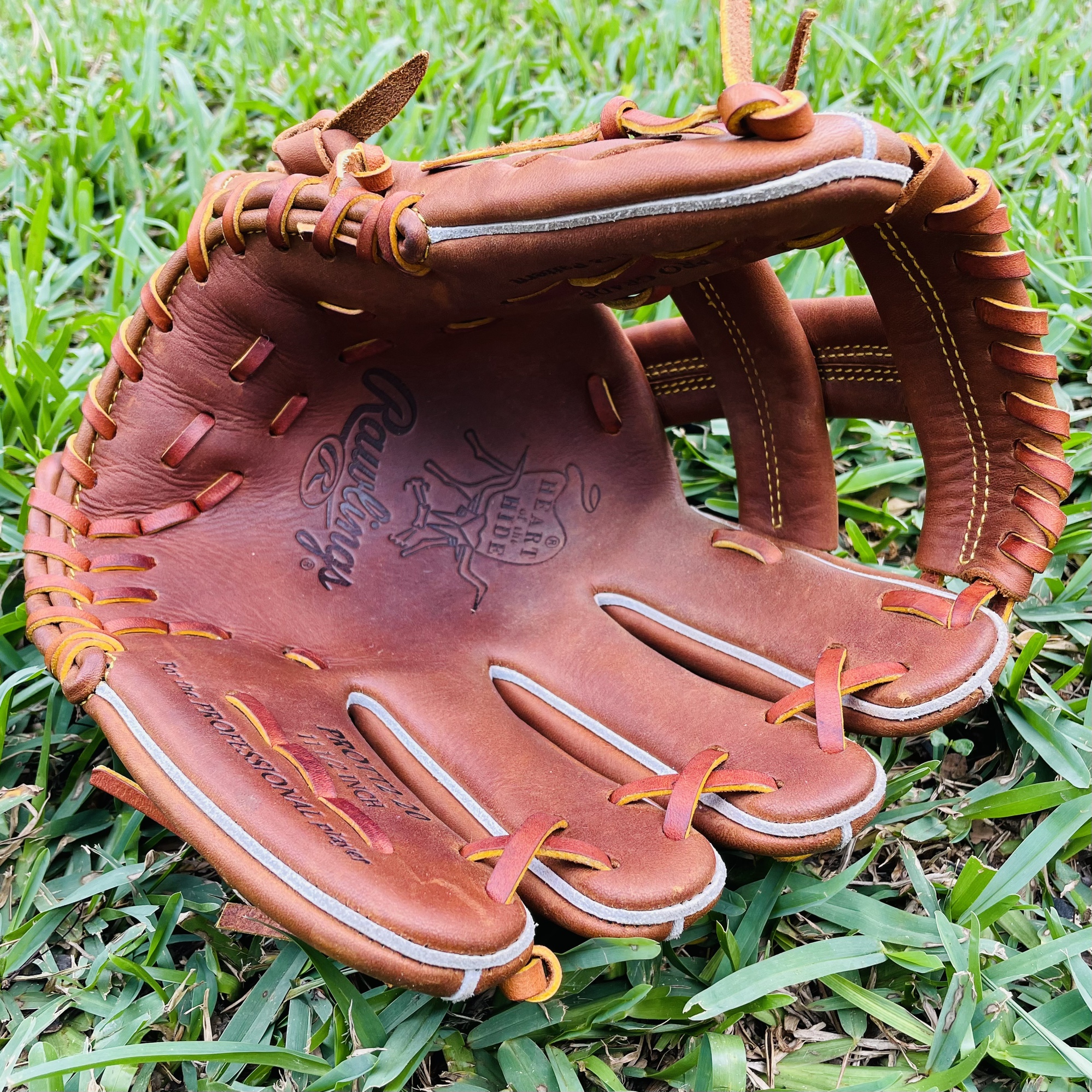 New Rawlings Heart of the Hide 11.5 Inch TT2 - PROTT2-20 | SidelineSwap