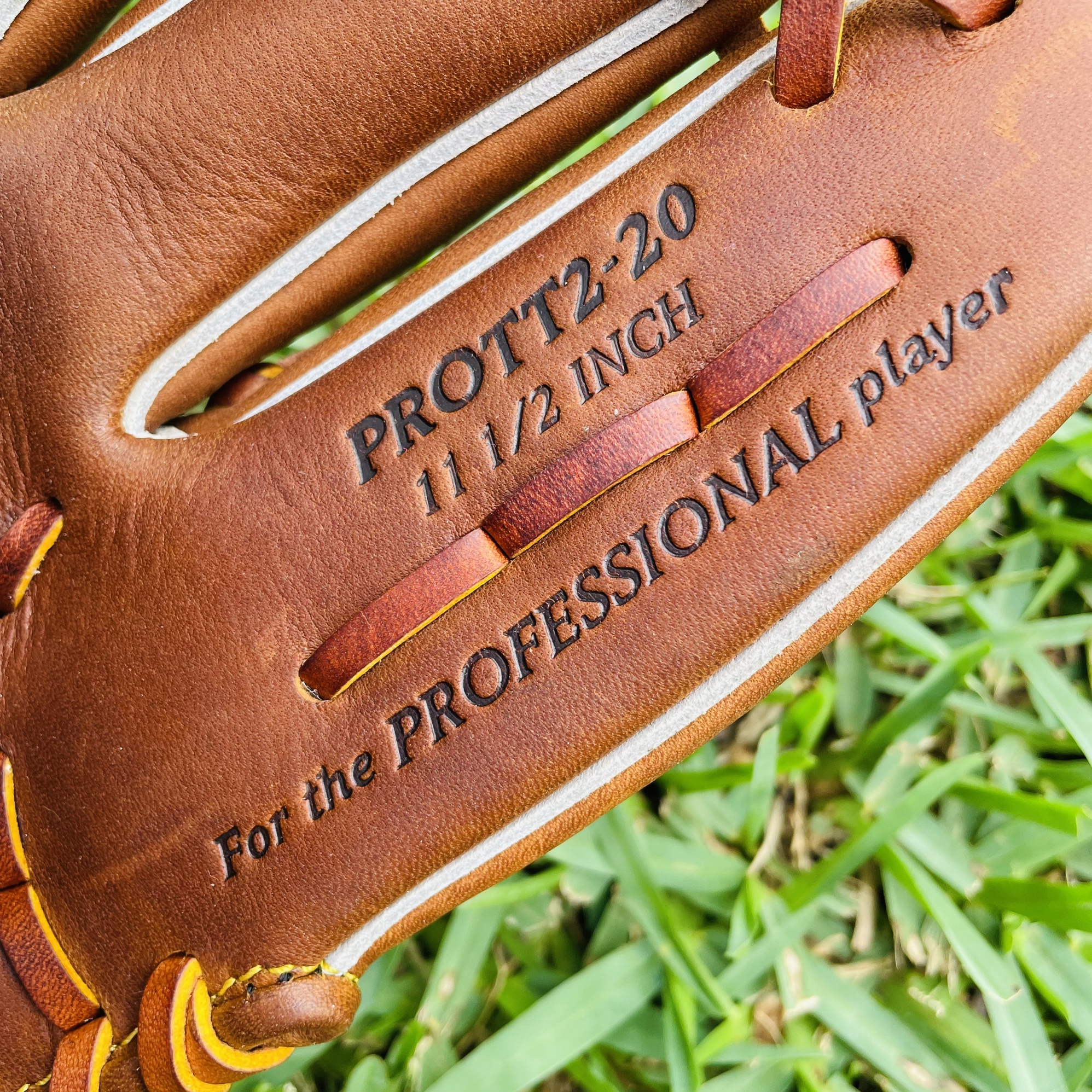 New Rawlings Heart of the Hide 11.5 Inch TT2 - PROTT2-20 | SidelineSwap