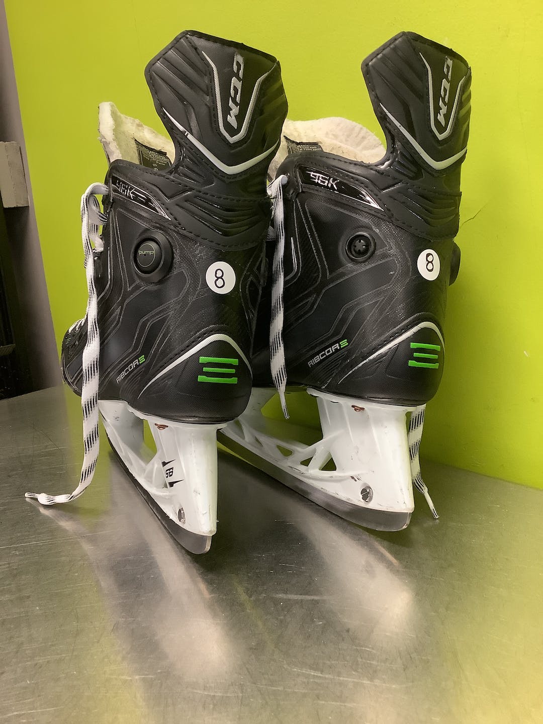 Used Ccm Ribcore 46k Pump Senior 8 Ice Hockey Skates | SidelineSwap