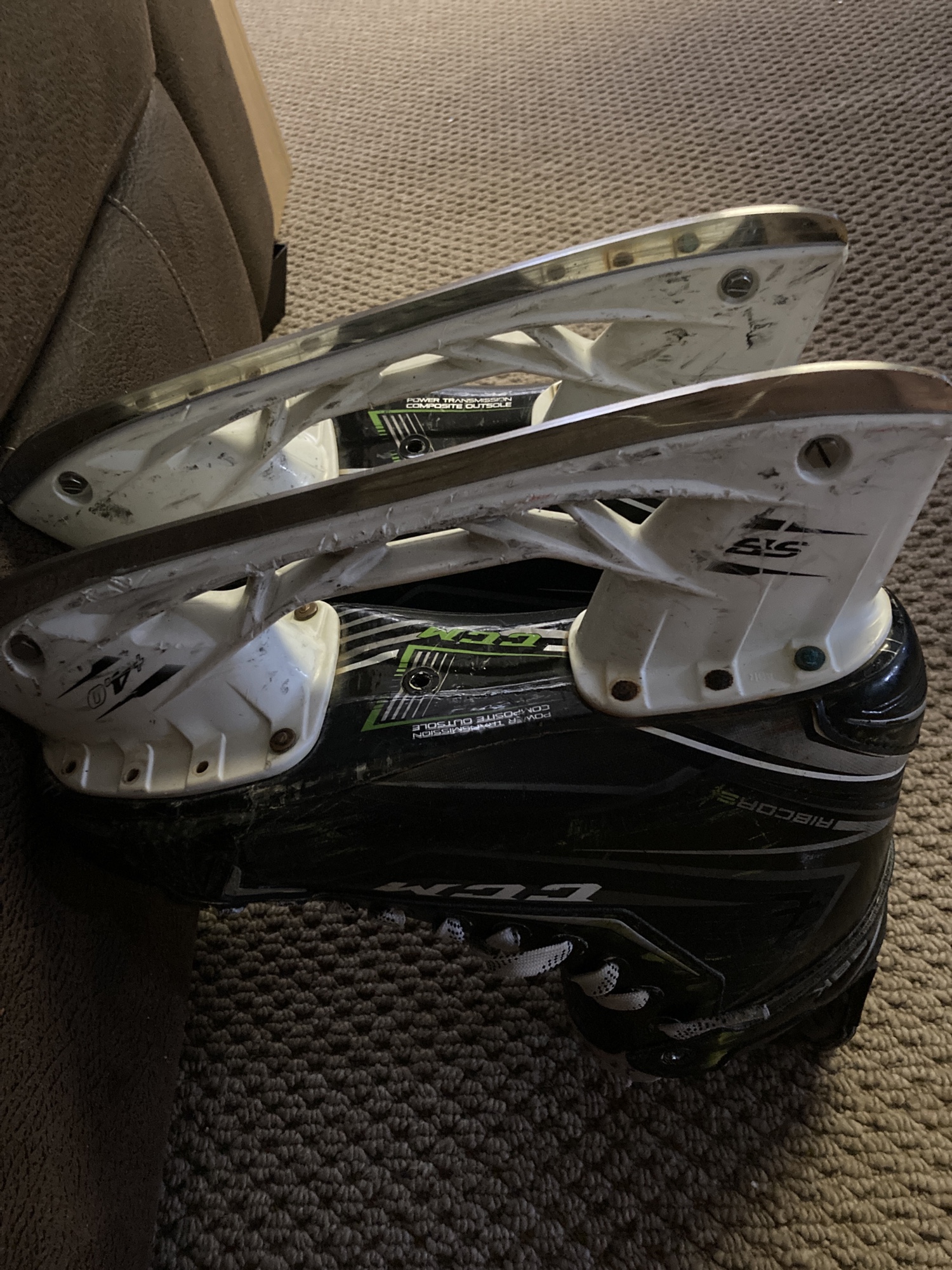 Senior CCM Extra Wide Width Size 9 RibCor 68K Hockey Skates | SidelineSwap