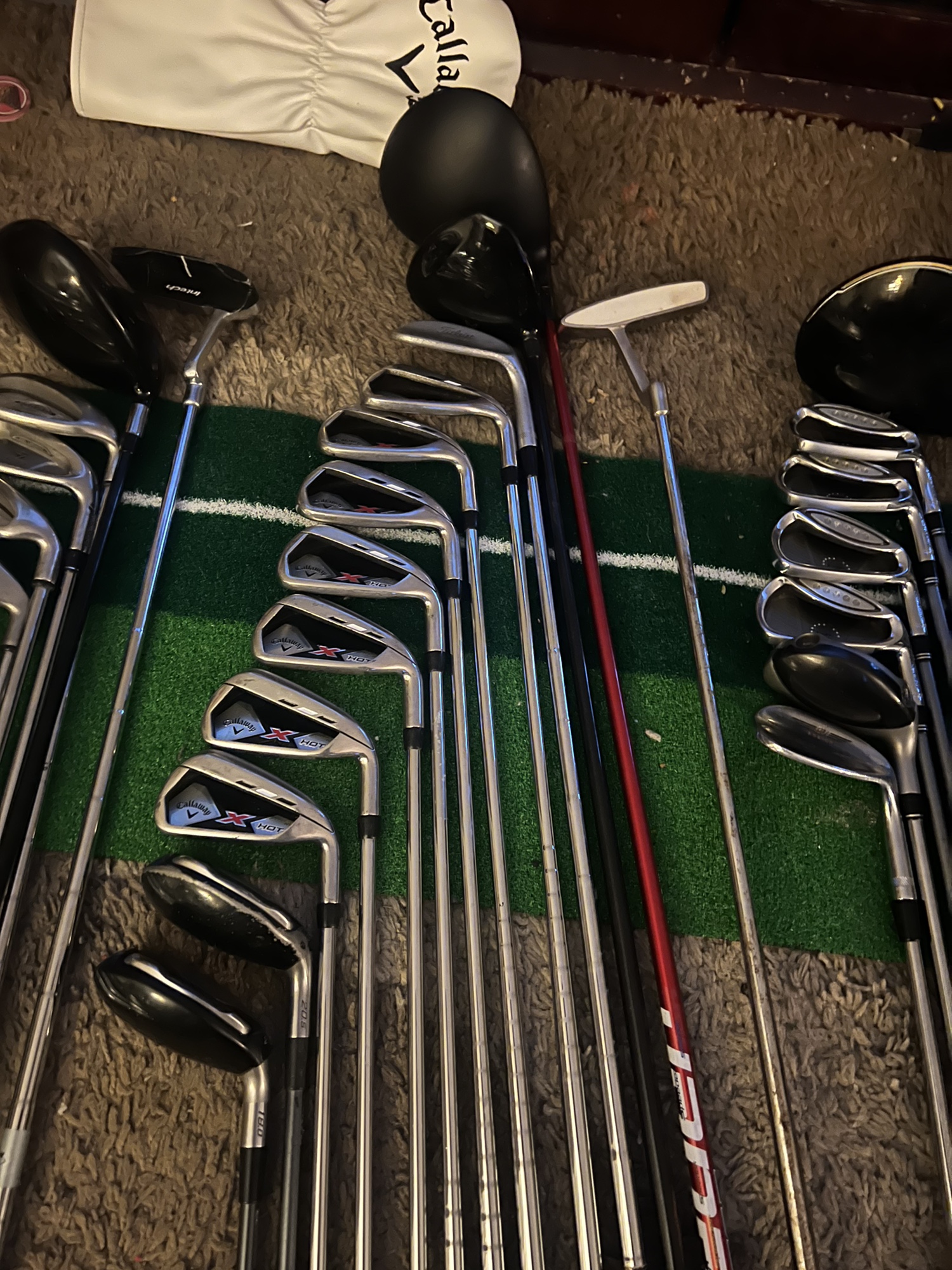 Men's Right Handed Regular Flex XR Clubs (Full Set) | SidelineSwap