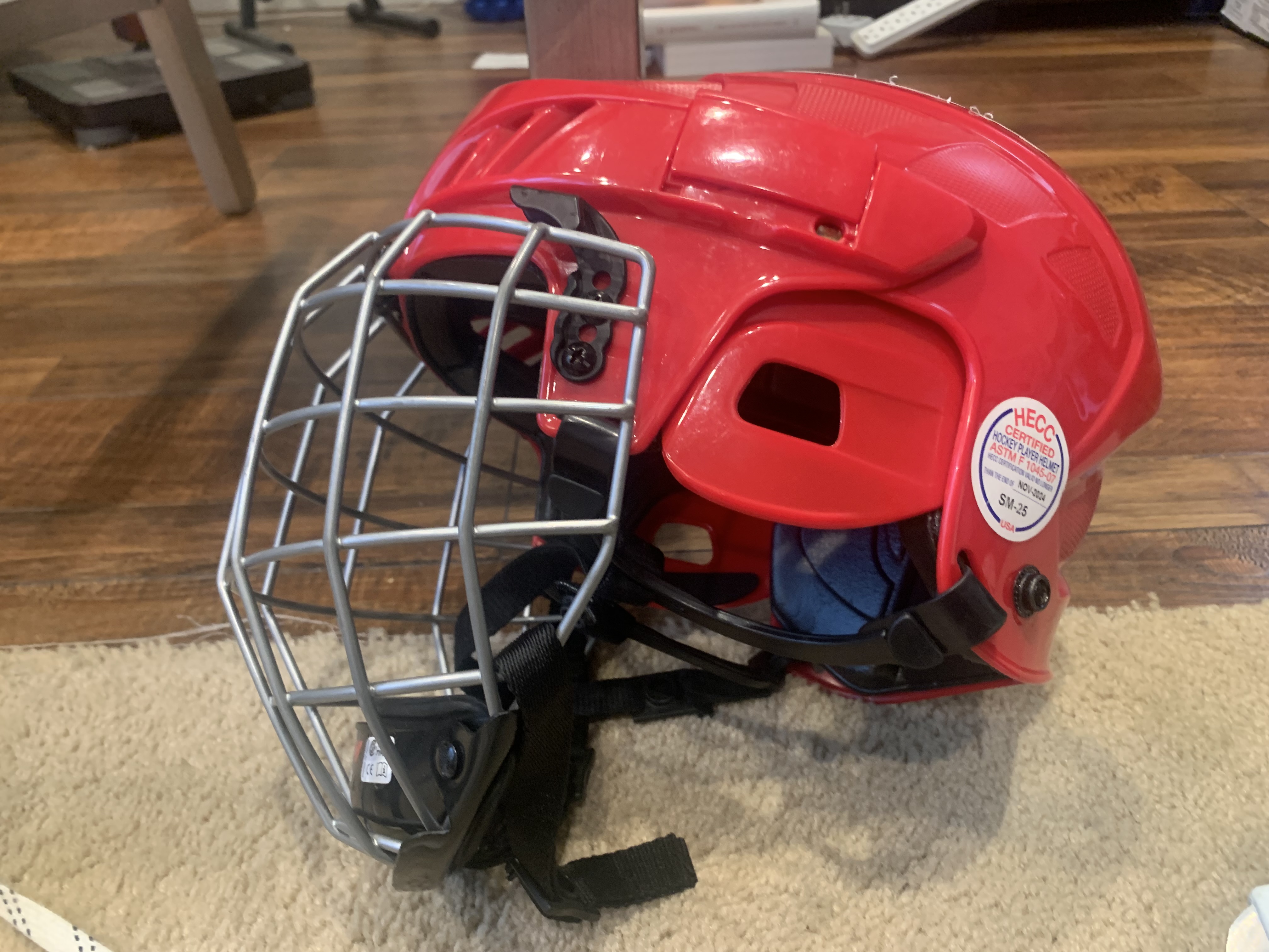 Used Medium CCM FL40 Helmet | SidelineSwap