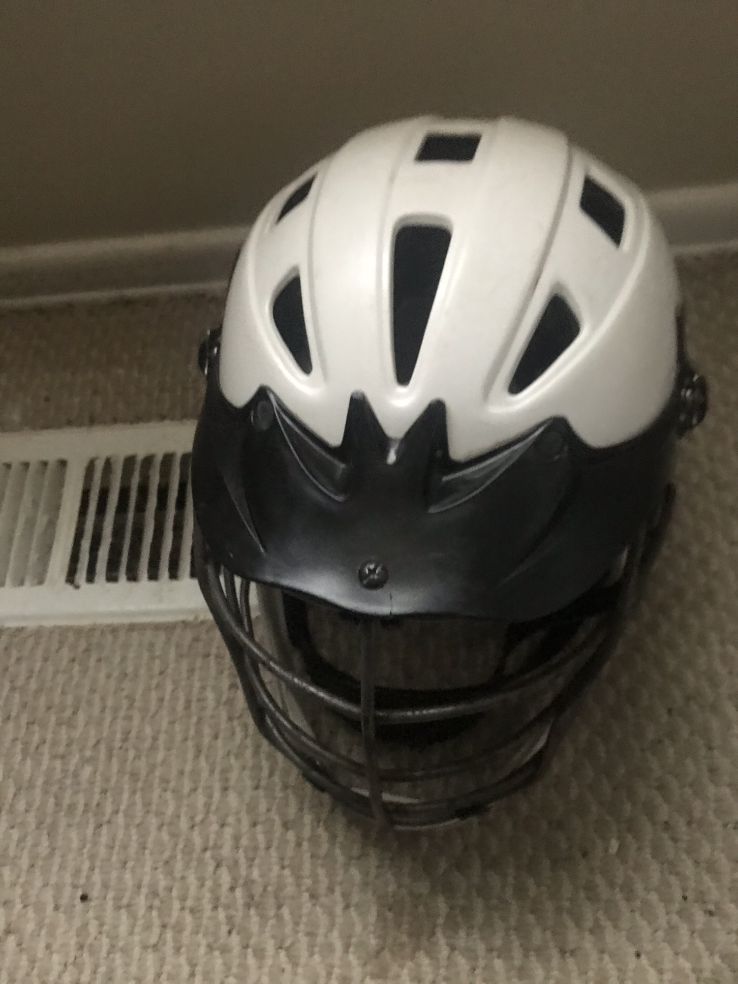 Player's Cascade CPX-R Helmet | SidelineSwap
