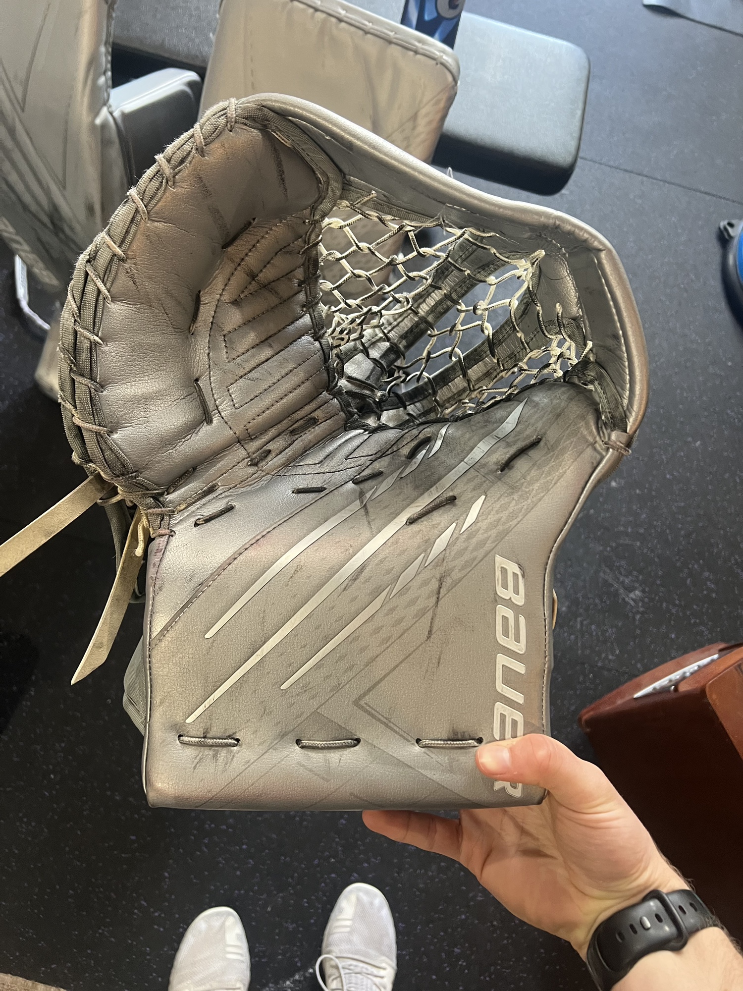 Full Right Custom Hyperlite Goalie Full Set (L) | SidelineSwap