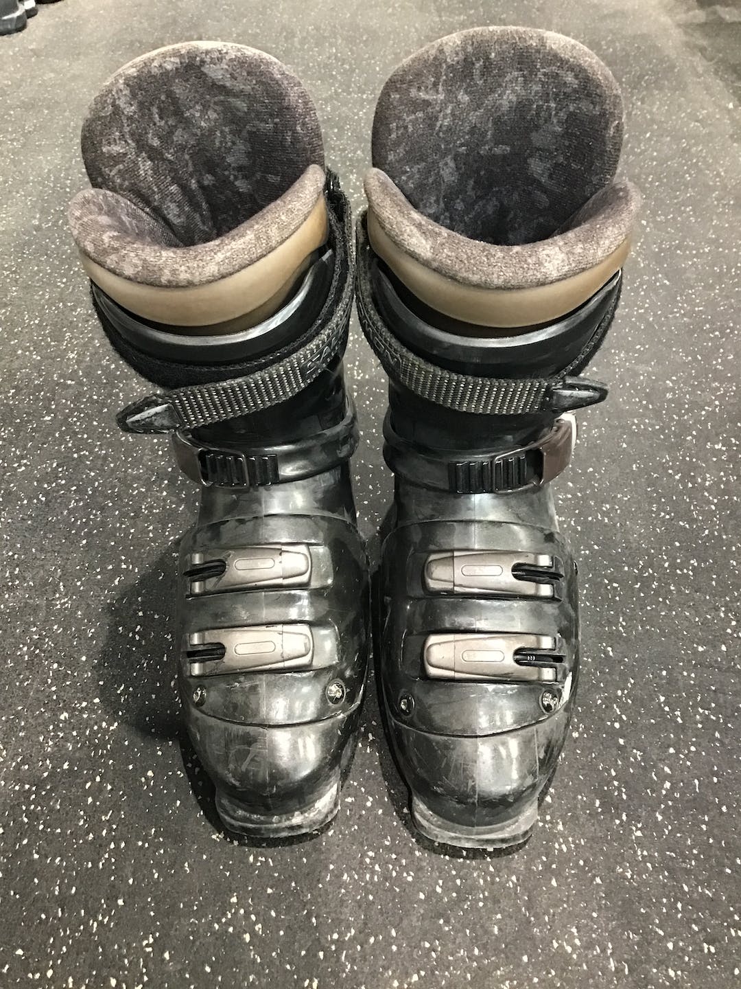 Used Salomon Optima 270 Mp - M09 - W10 Men's Downhill Ski Boots ...