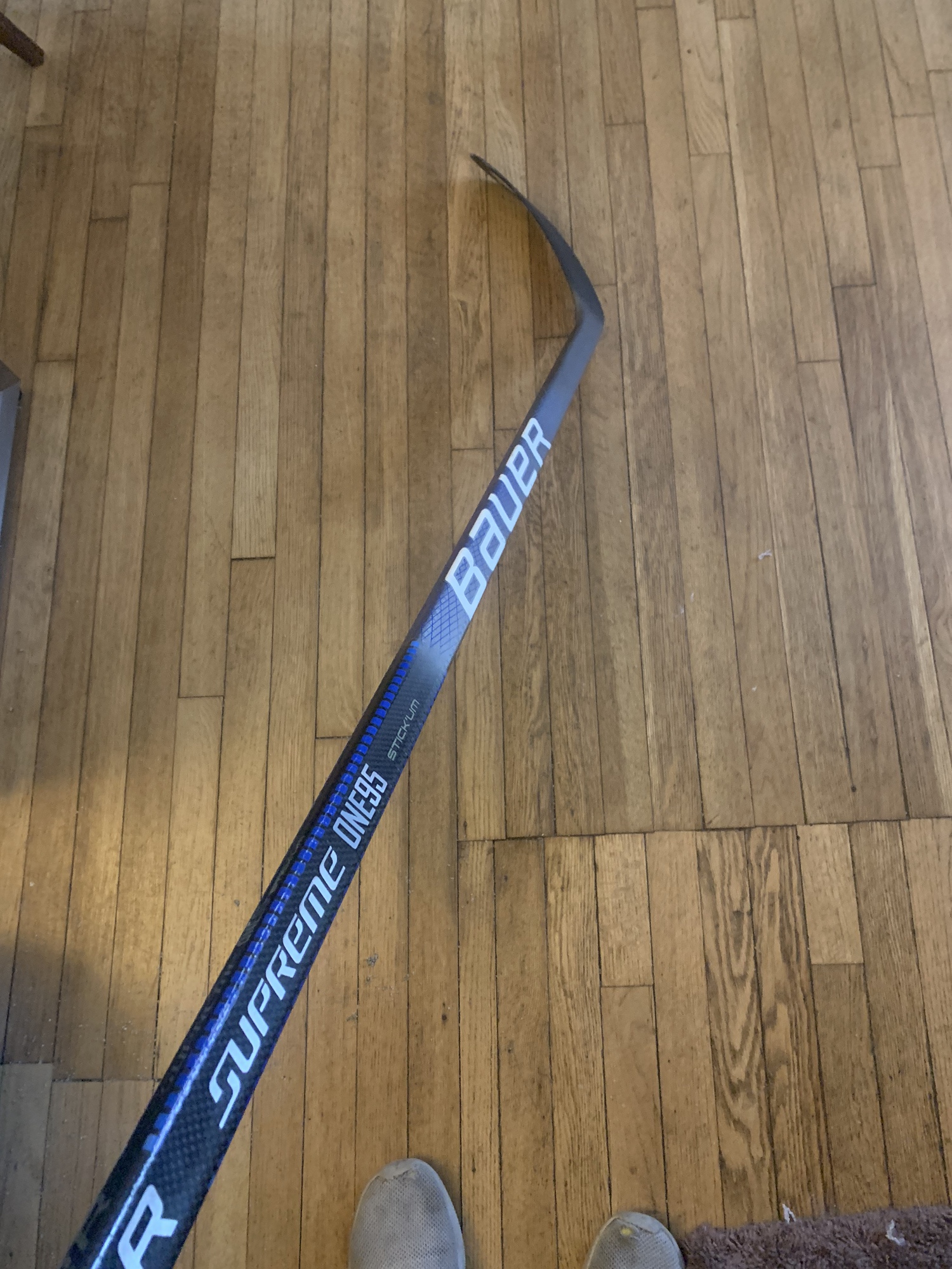 Intermediate Right Handed P92 Supreme One95 Hockey Stick | SidelineSwap