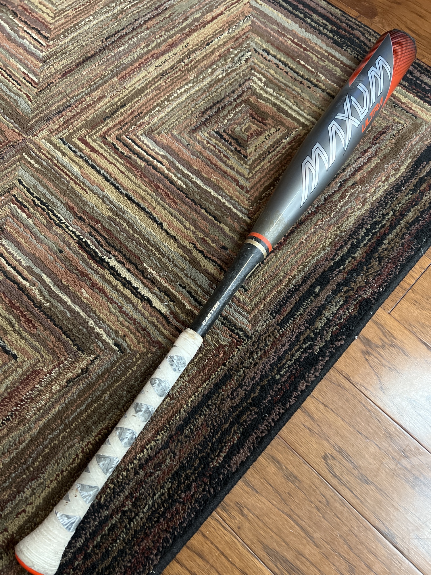 Easton Maxum Ultra 33/30 | SidelineSwap