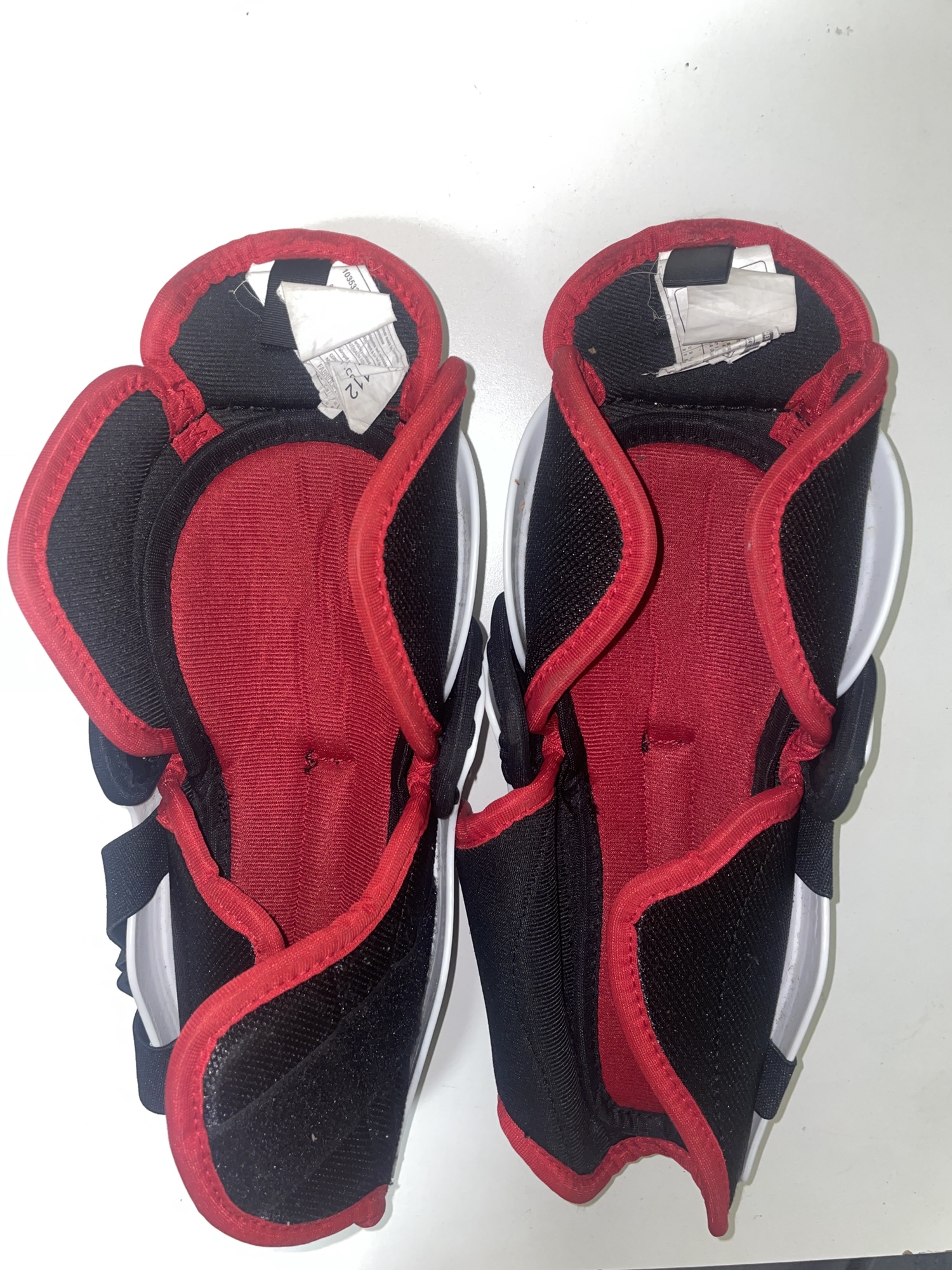 Bauer Vapor Lil Rookie Shin Pads 9.5” (used) | SidelineSwap