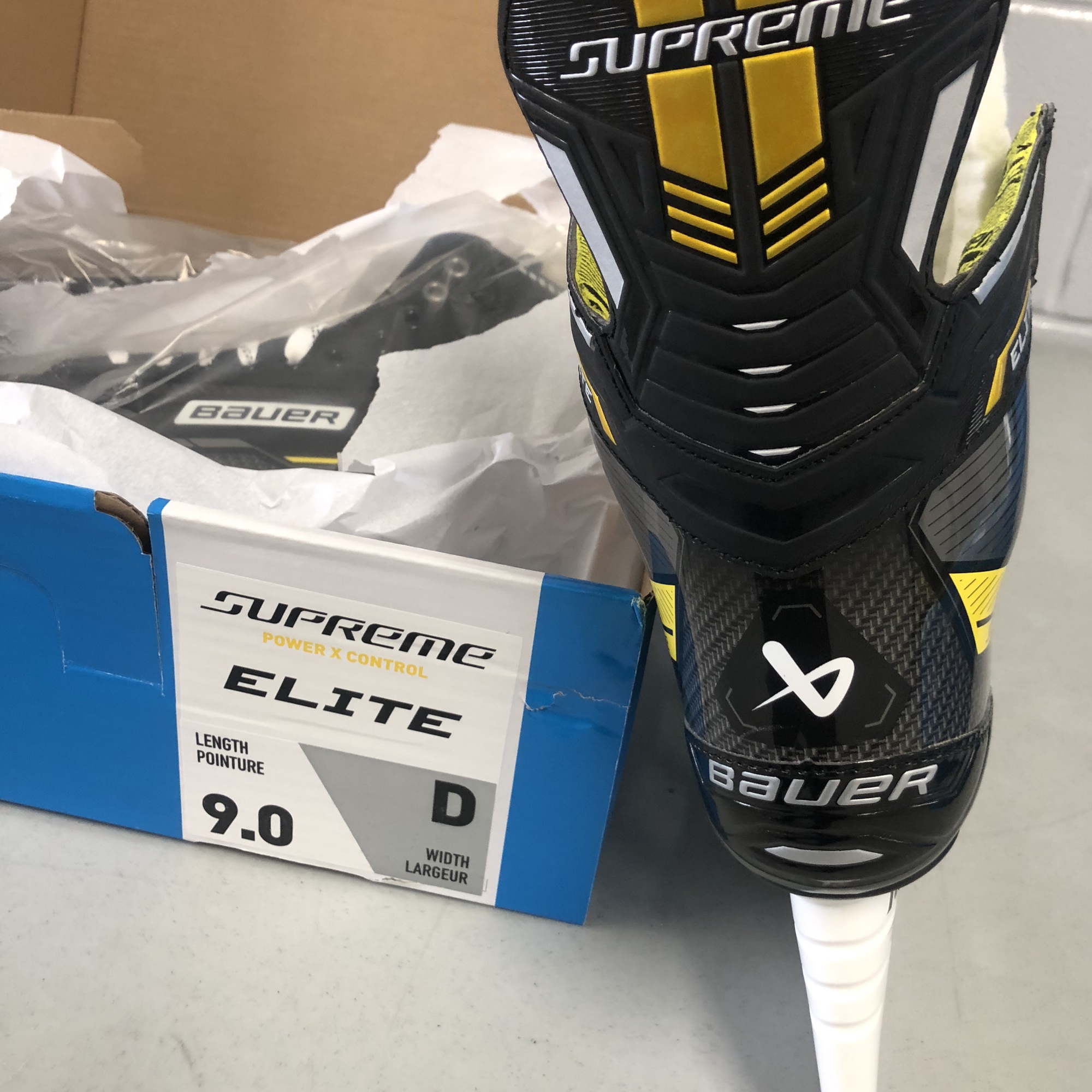 NEW BAUER Supreme Elite size 9 skates | SidelineSwap