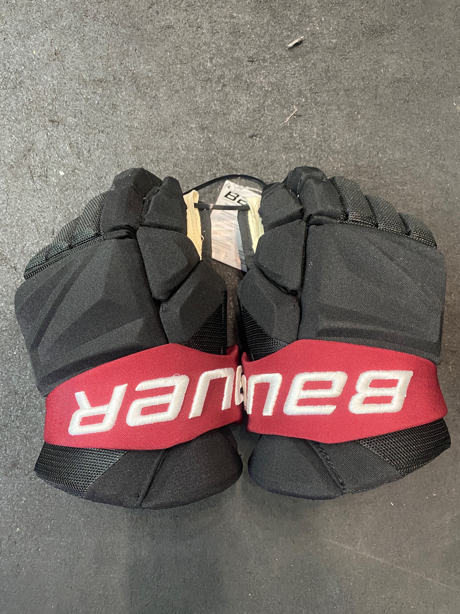 New Bauer 14" Pro Stock Vapor Hyperlite Gloves | SidelineSwap