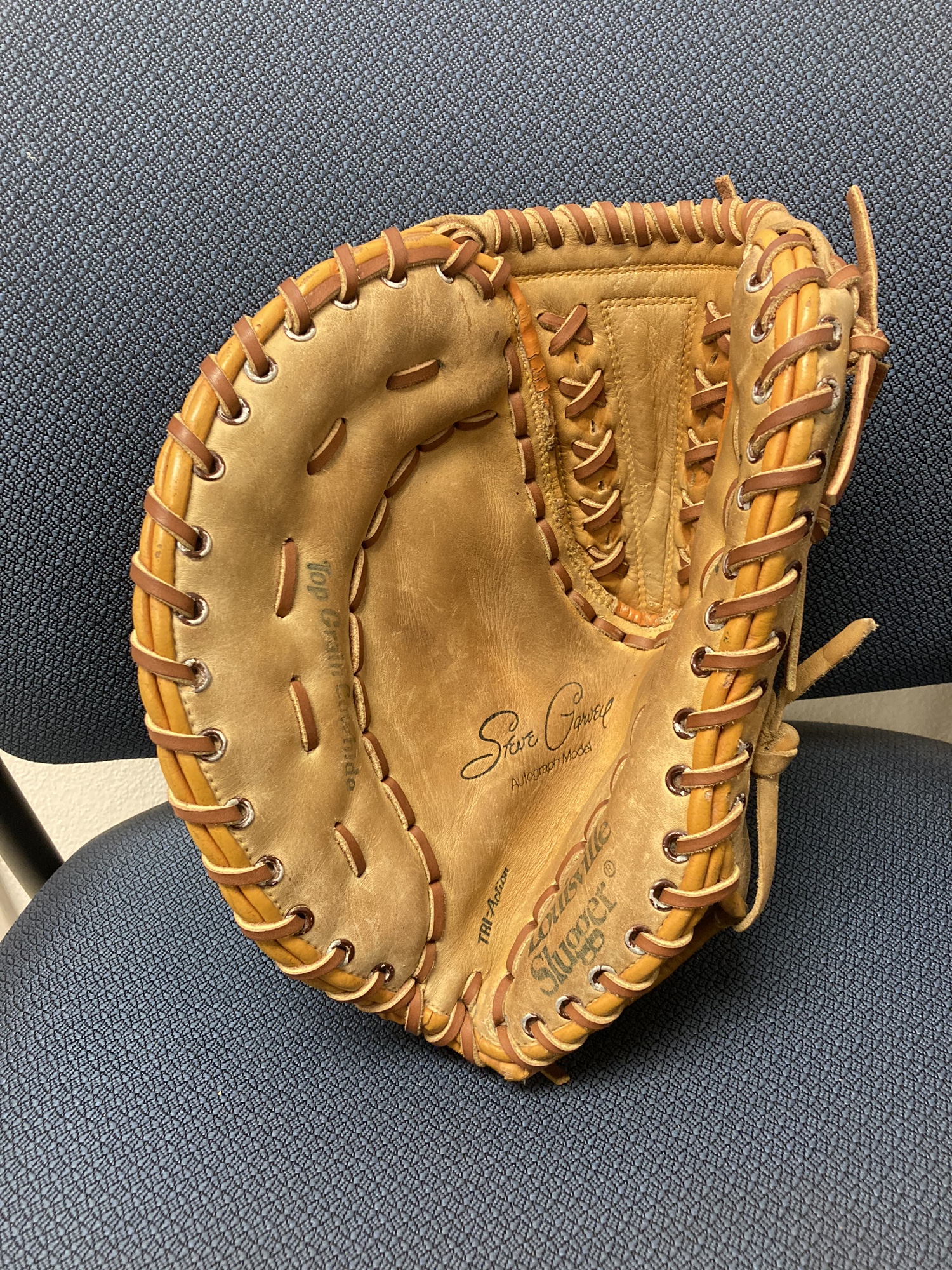 Relaced/reconditioned LS Steve Garvey 1st base Mitt-14’ LHT | SidelineSwap