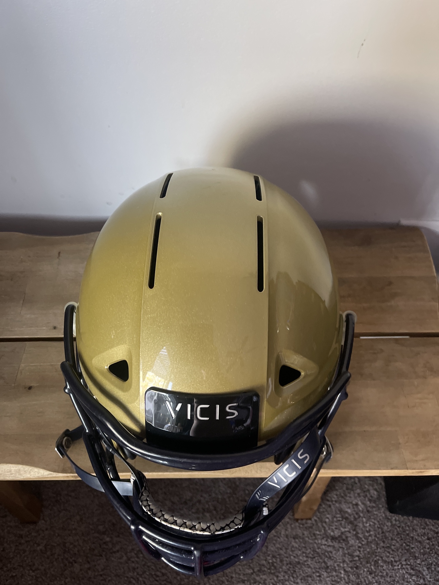 Vicis Vegas Gold | SidelineSwap