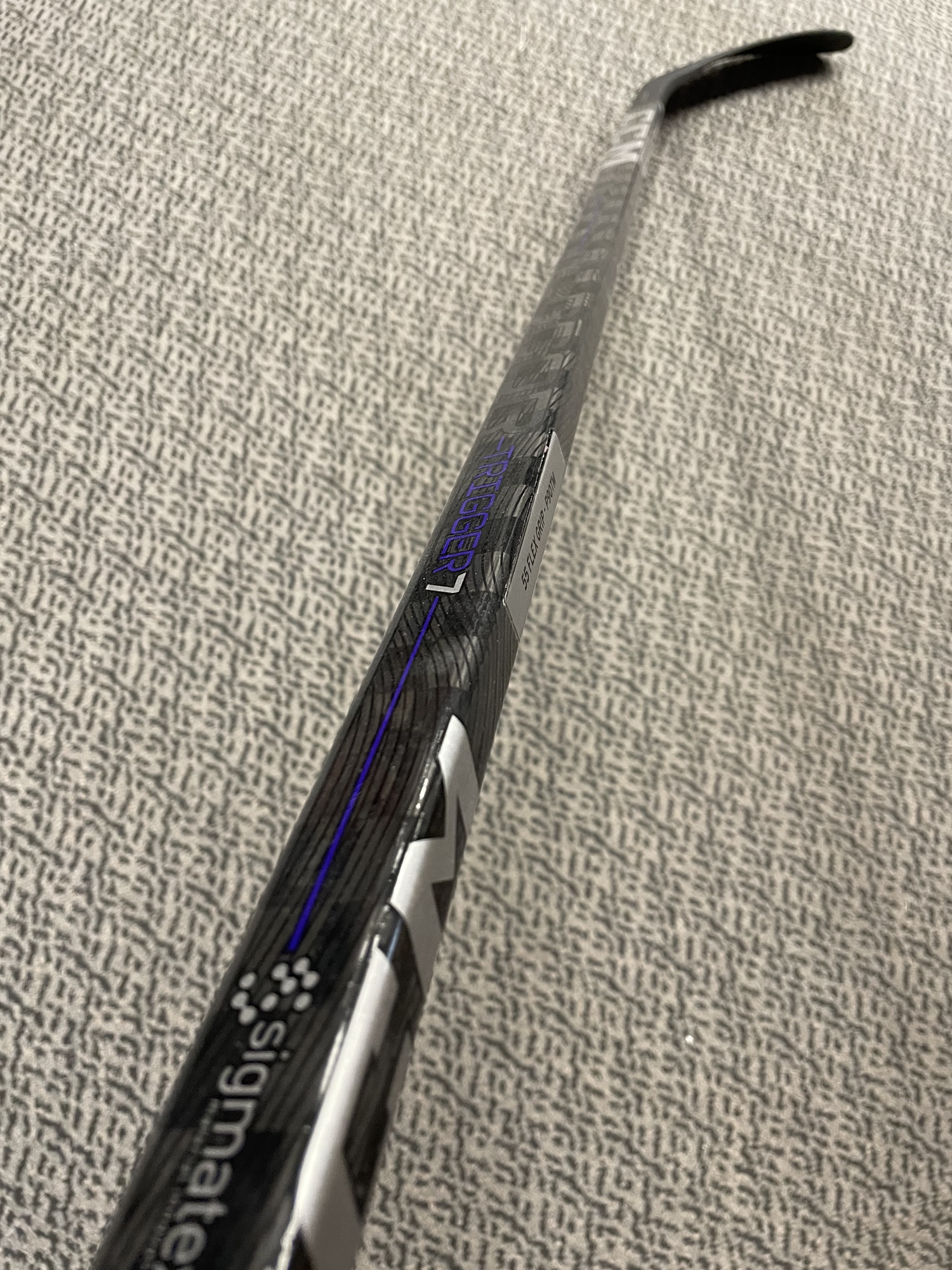 CCM Trigger 7 55 flex P90TM Curve left hand stick | SidelineSwap