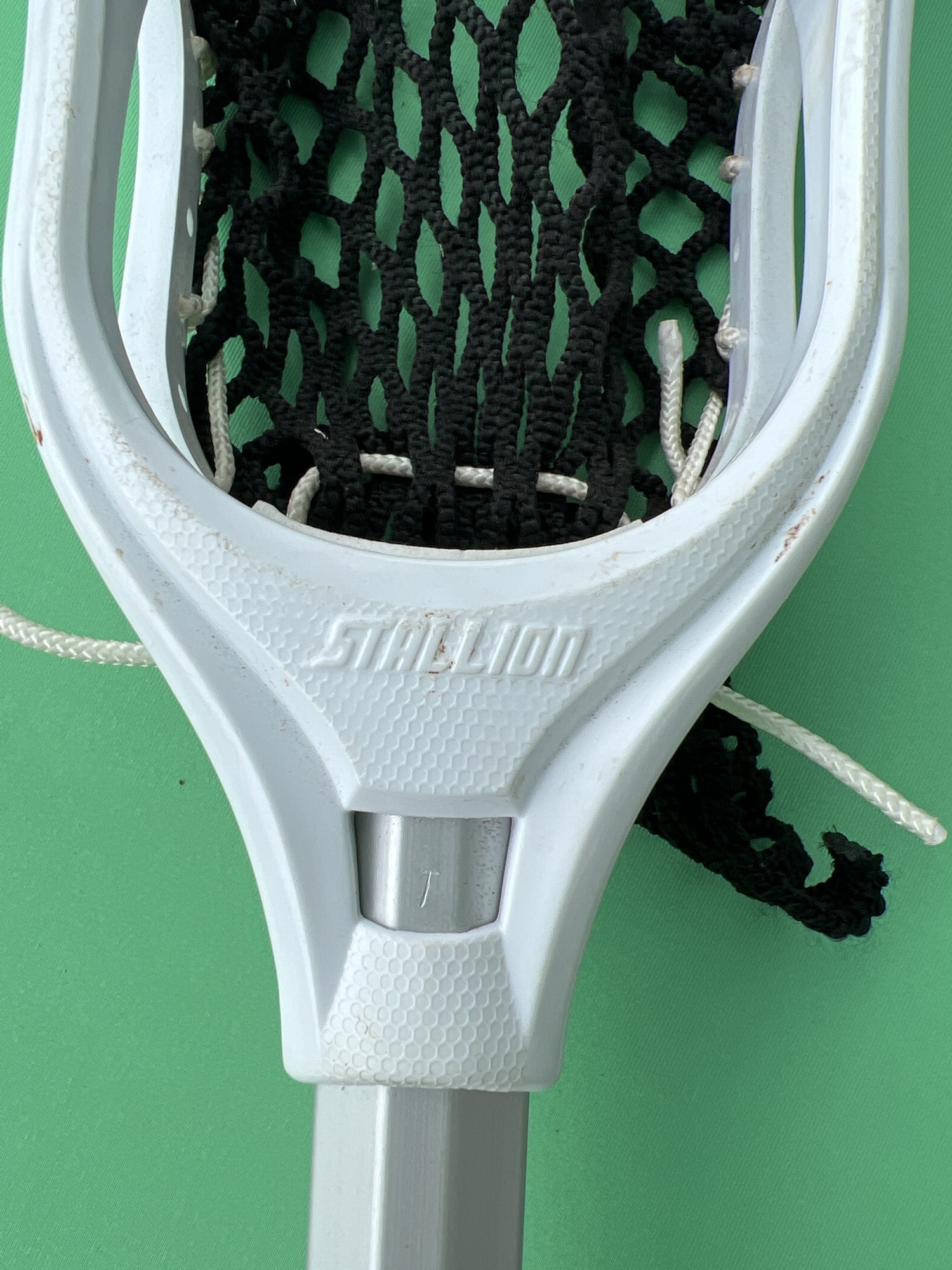 Used STX Stallion 6000 Stick | SidelineSwap