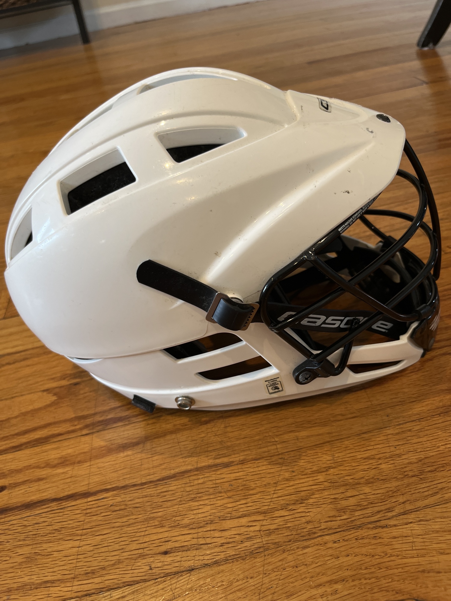 Cascade cs youth lacrosse helmet | SidelineSwap