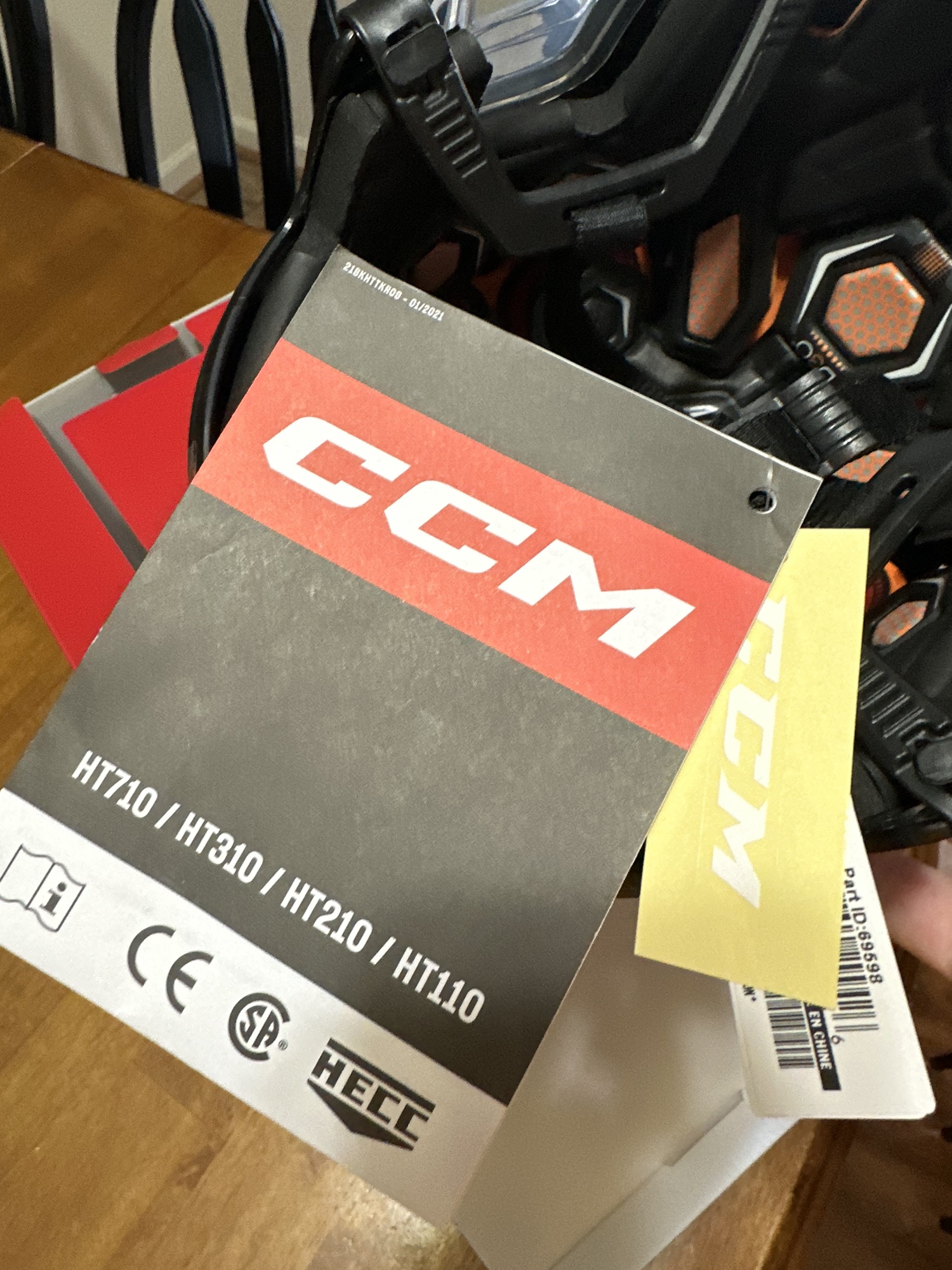 Ccm 710 hockey helmet medium | SidelineSwap