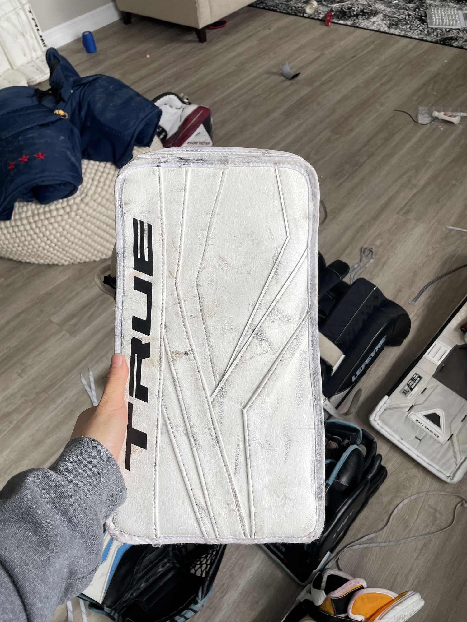 True Lefevre L12.2 33+2 Goalie 580 Glove Full Set | SidelineSwap