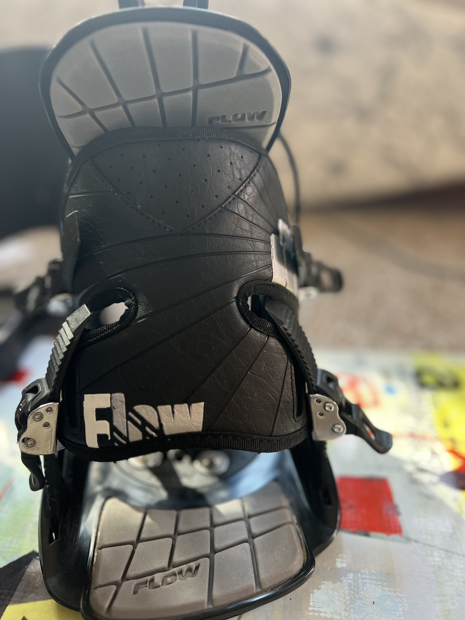Flow Snowboard Bindings | SidelineSwap
