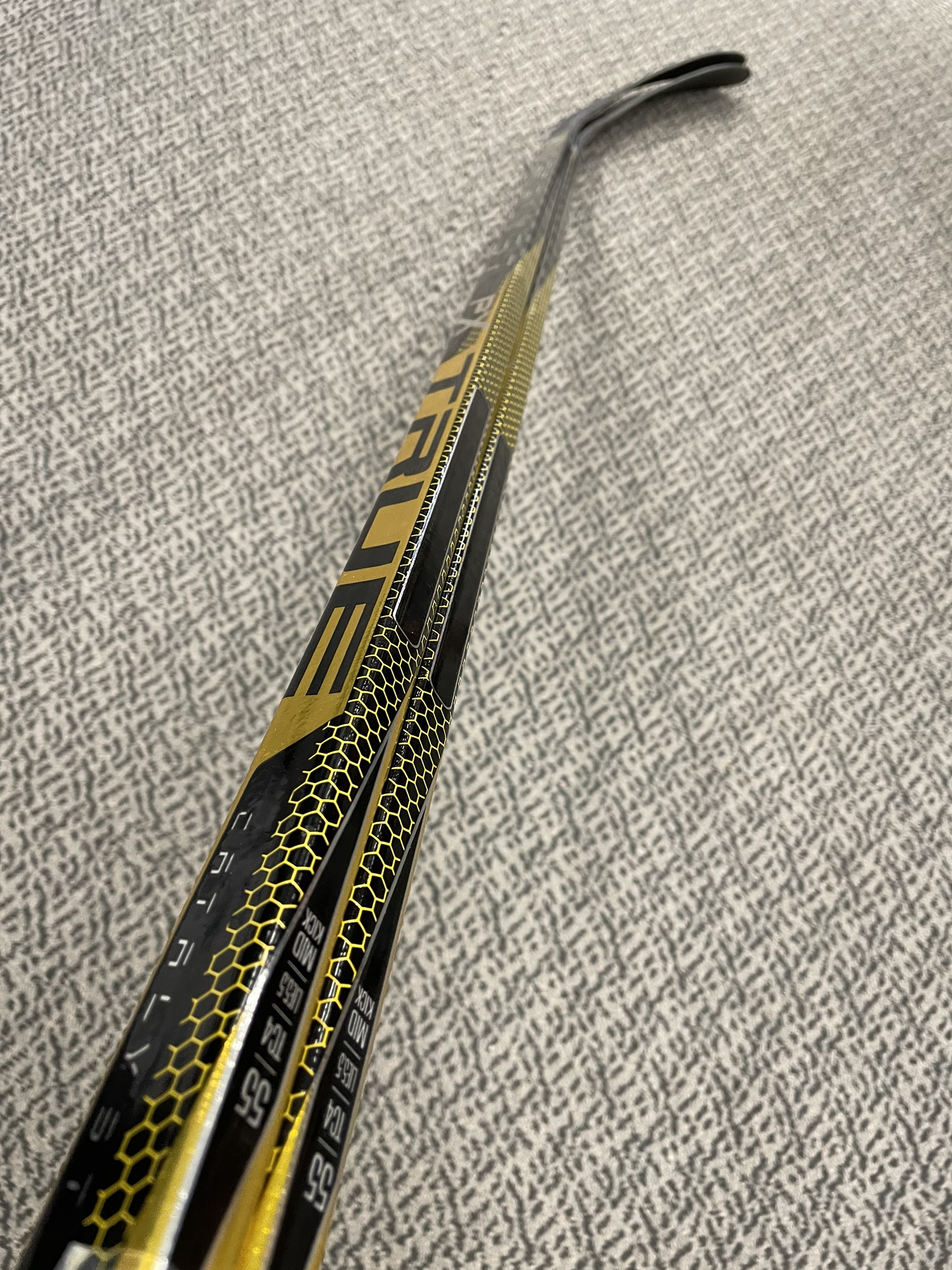 2-Pack True Catalyst PX 55 flex TC4 curve left hand sticks | SidelineSwap