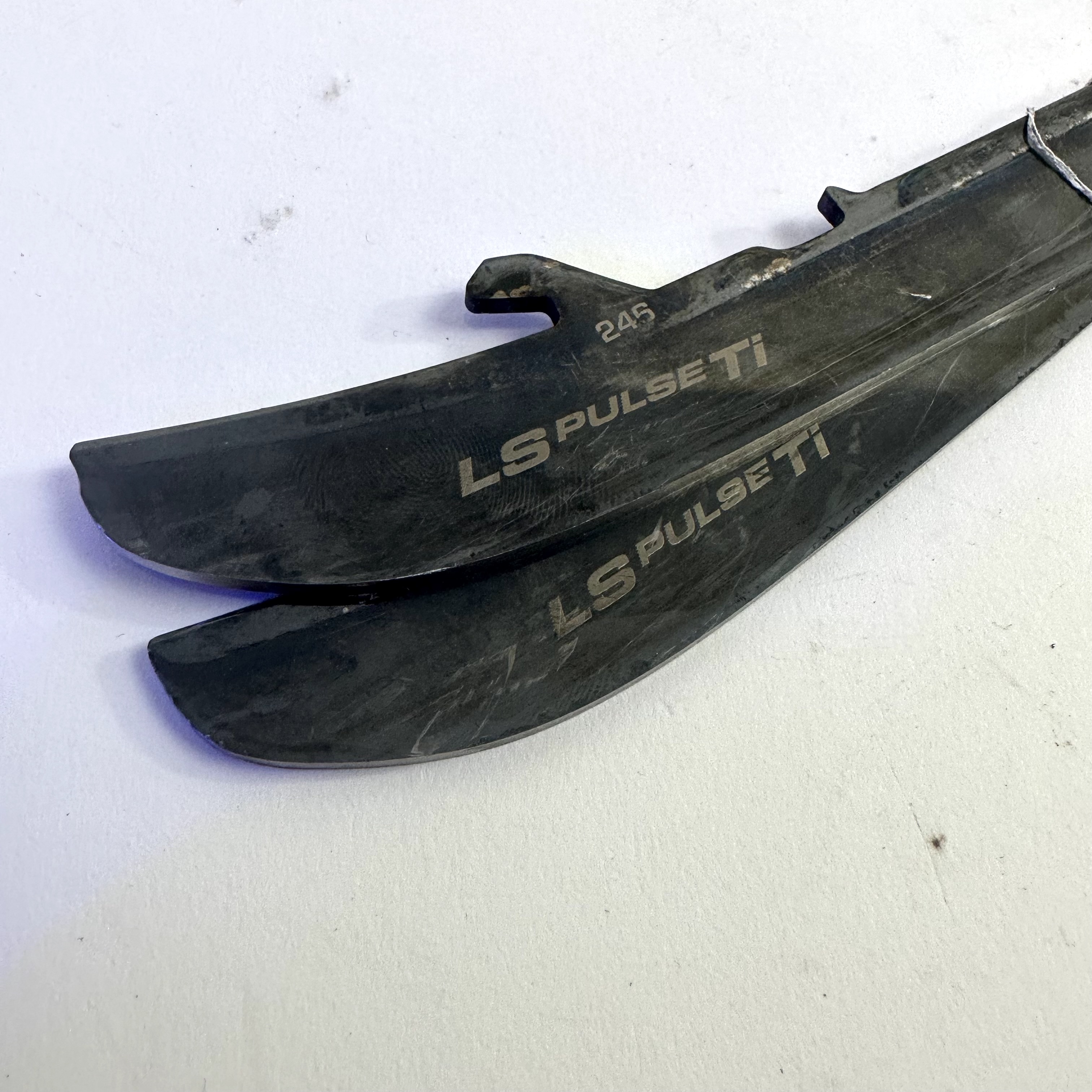 Used Tuuk LS Pulse TI Steel | Size 246mm | T31 | SidelineSwap