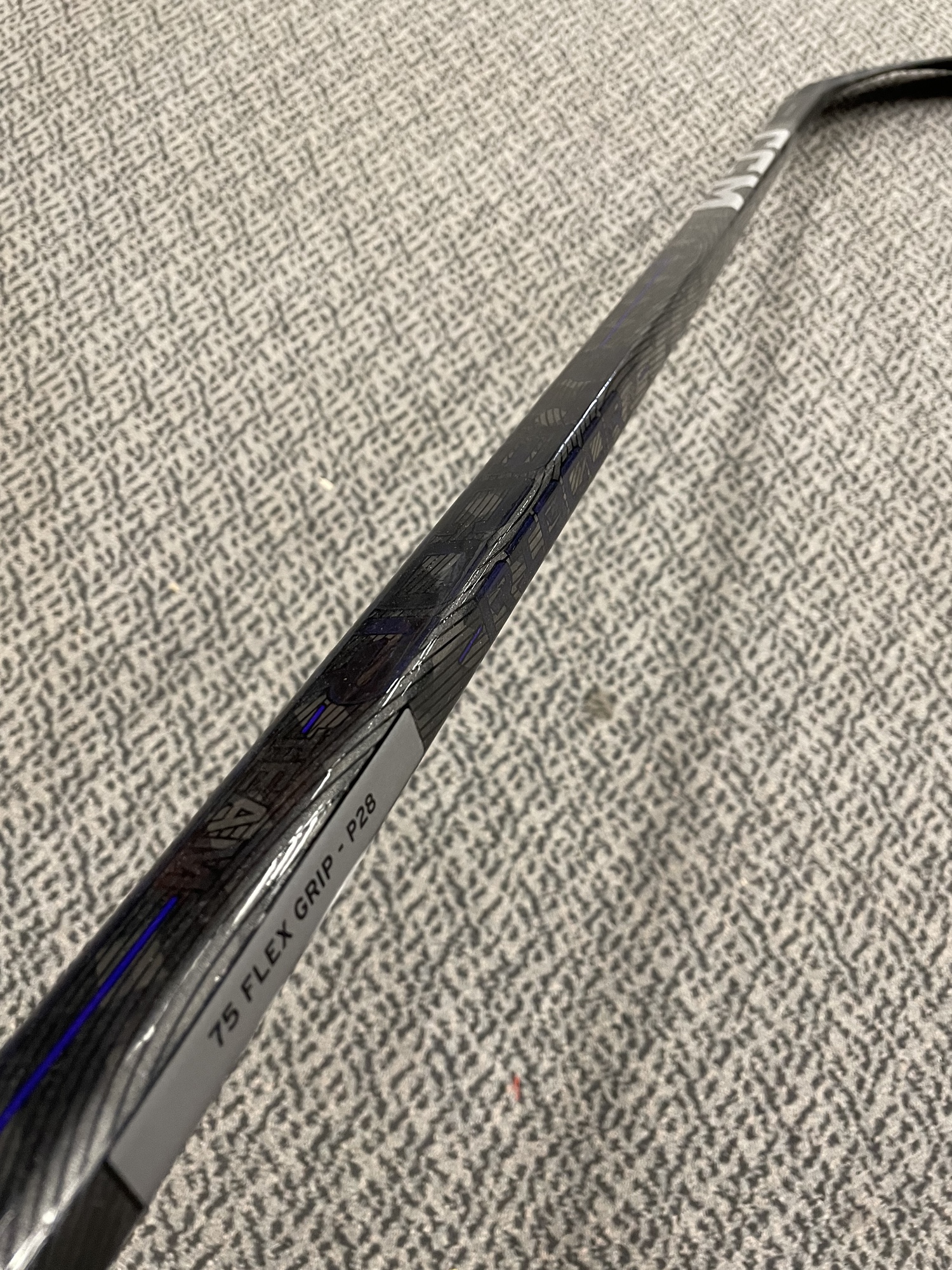 CCM Ribcore Team 75 flex P28 curve left hand stick | SidelineSwap