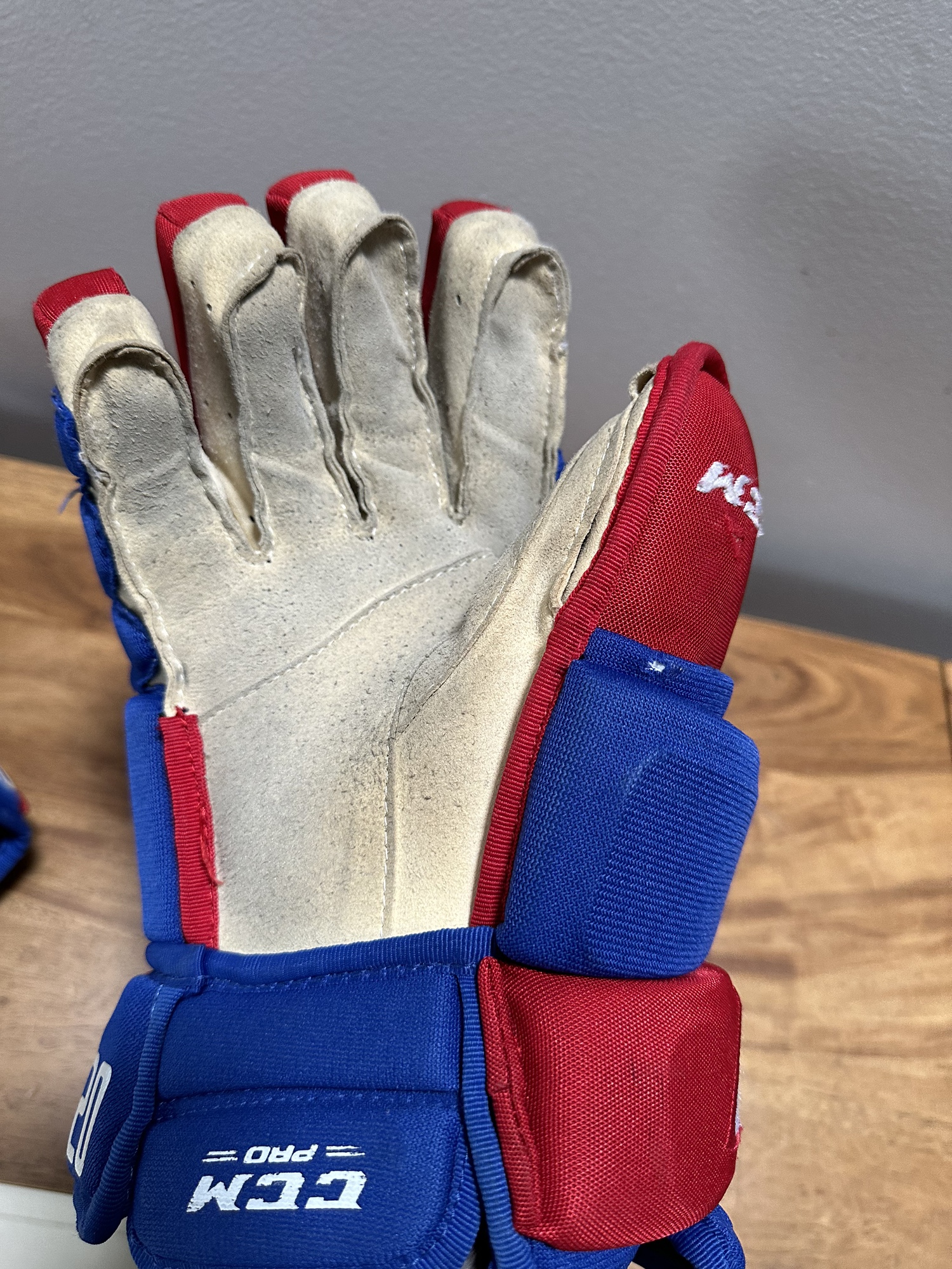 CCM Pro Stock hockey gloves | SidelineSwap