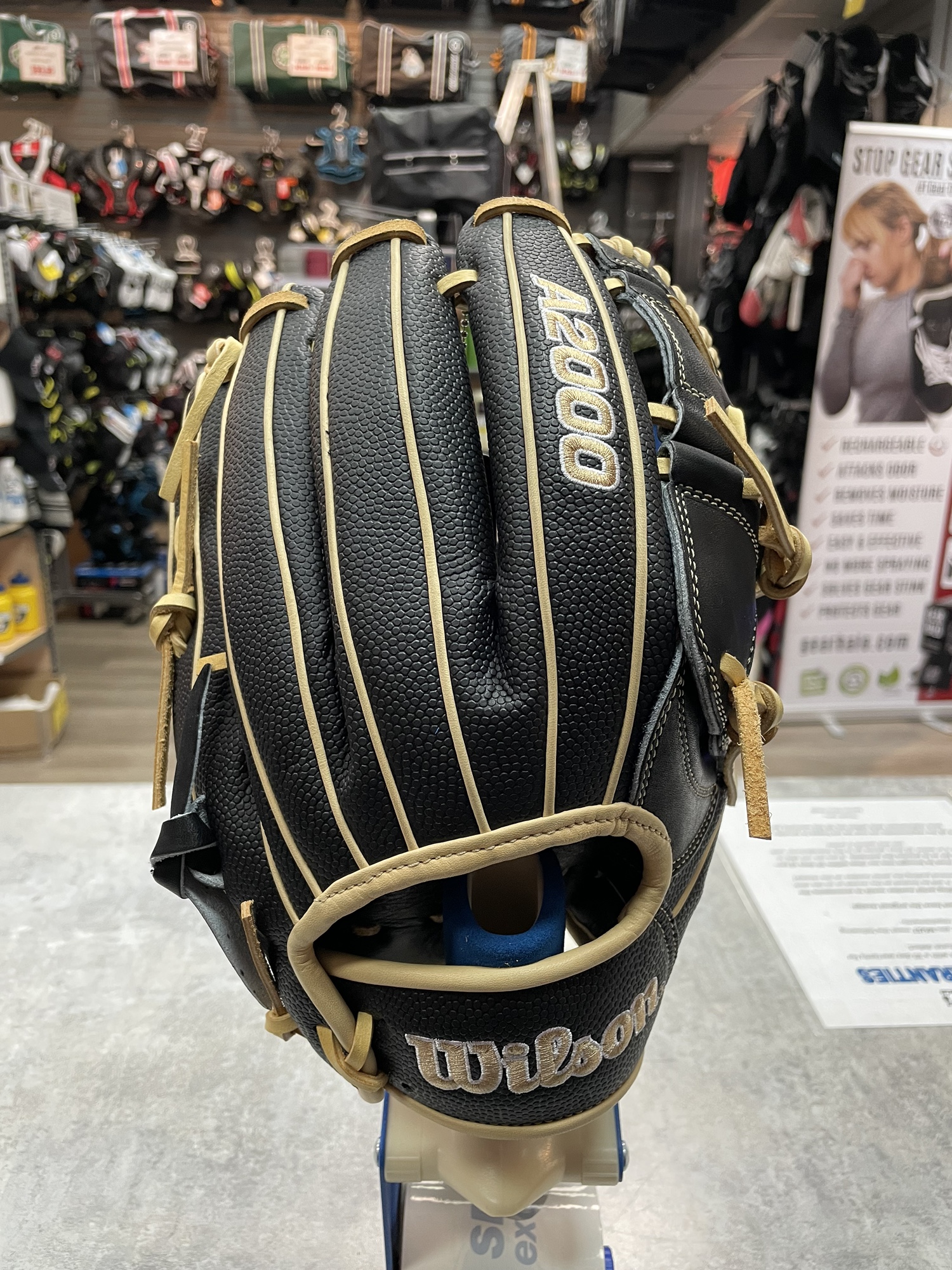 A2000 B2 Superskin 12” Black | SidelineSwap