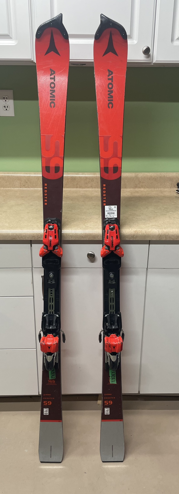 Redster FIS SL Skis | SidelineSwap