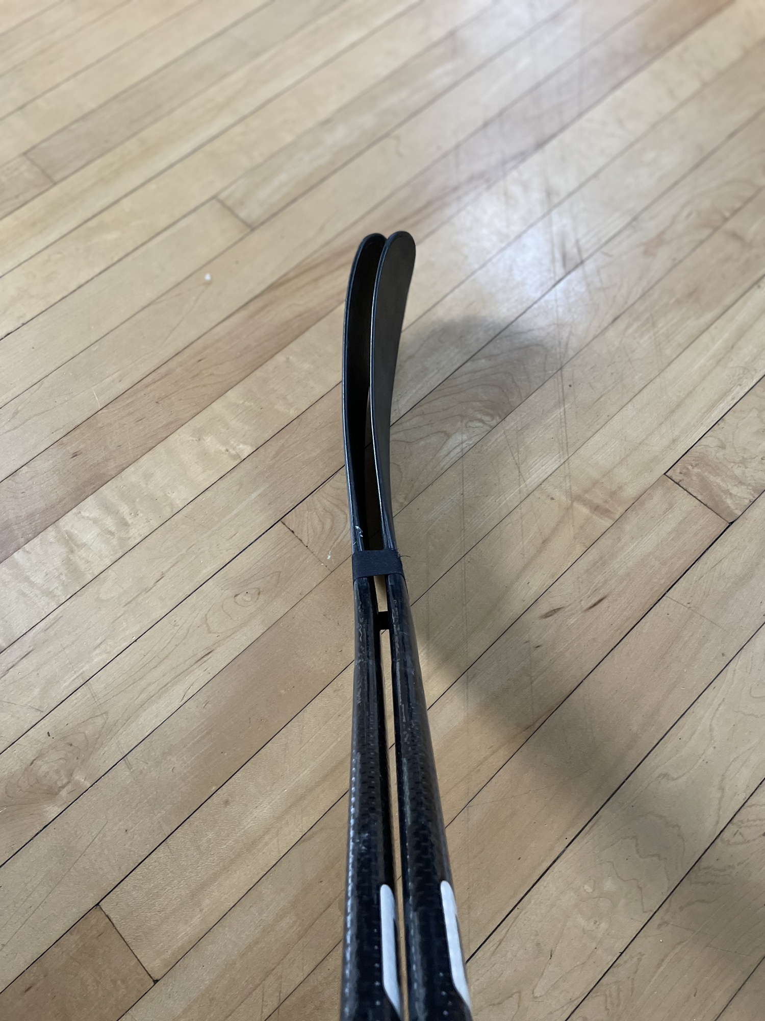 Custom blue Vapor Hyperlite Hockey Stick Benn curve | SidelineSwap