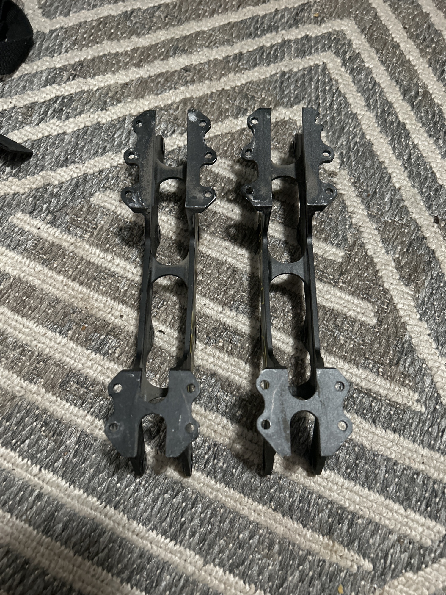 Mission Hi-Lo T8 Small Chassis | SidelineSwap