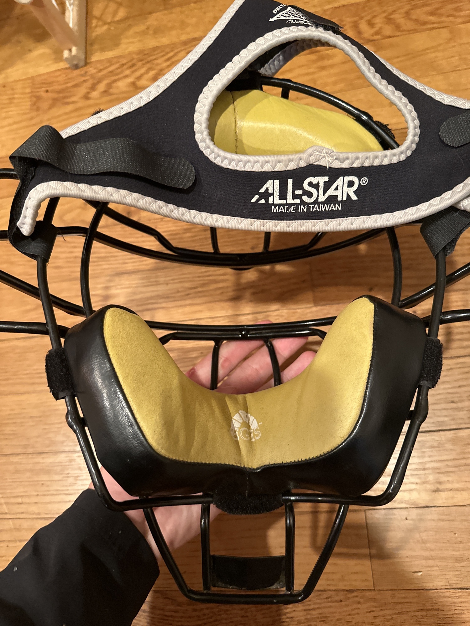 All Star Two-Piece Traditional Catchers Mask | SidelineSwap