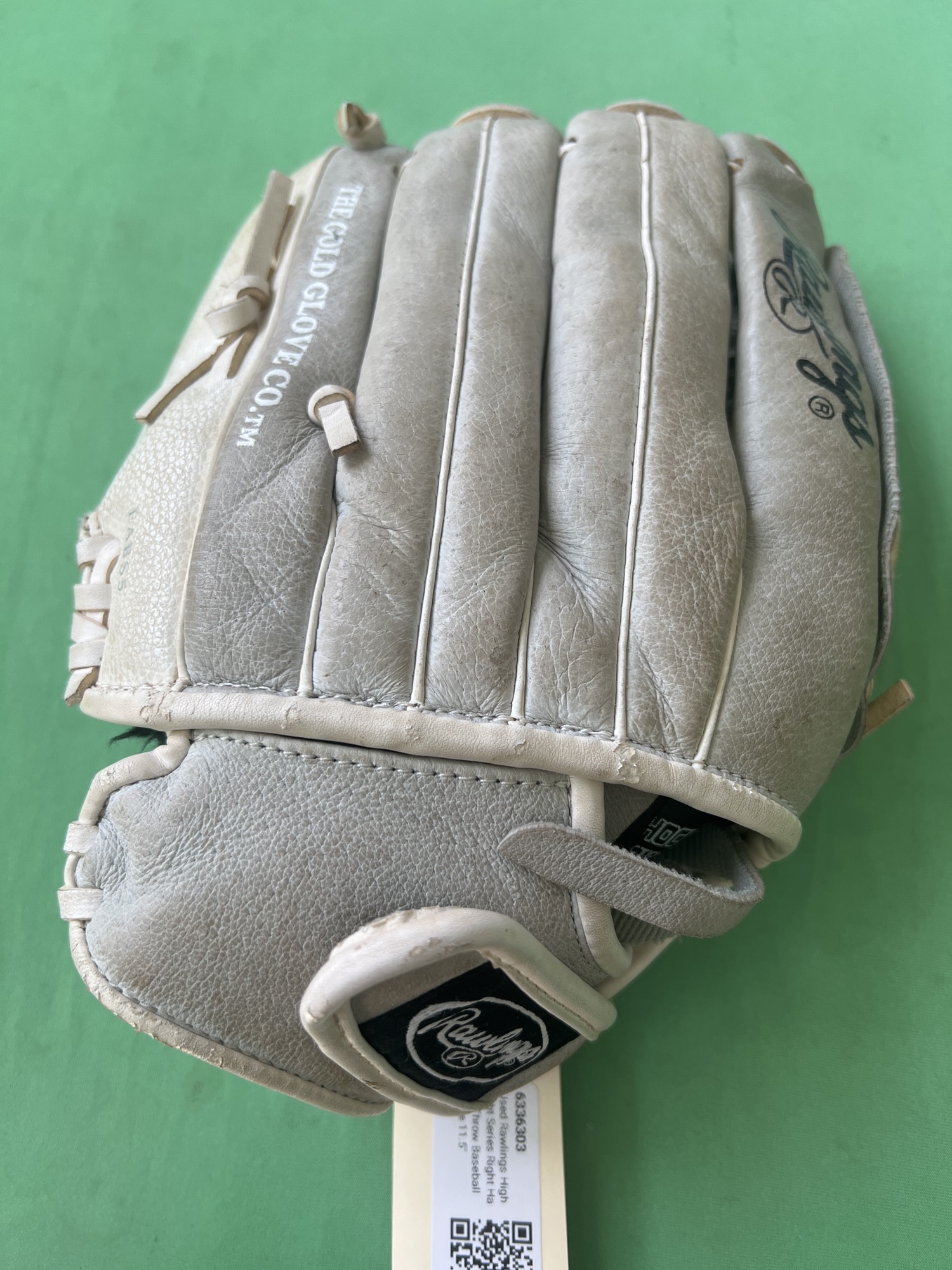Used Rawlings Highlight Series Right Hand Throw Baseball Glove 11.5" | SidelineSwap