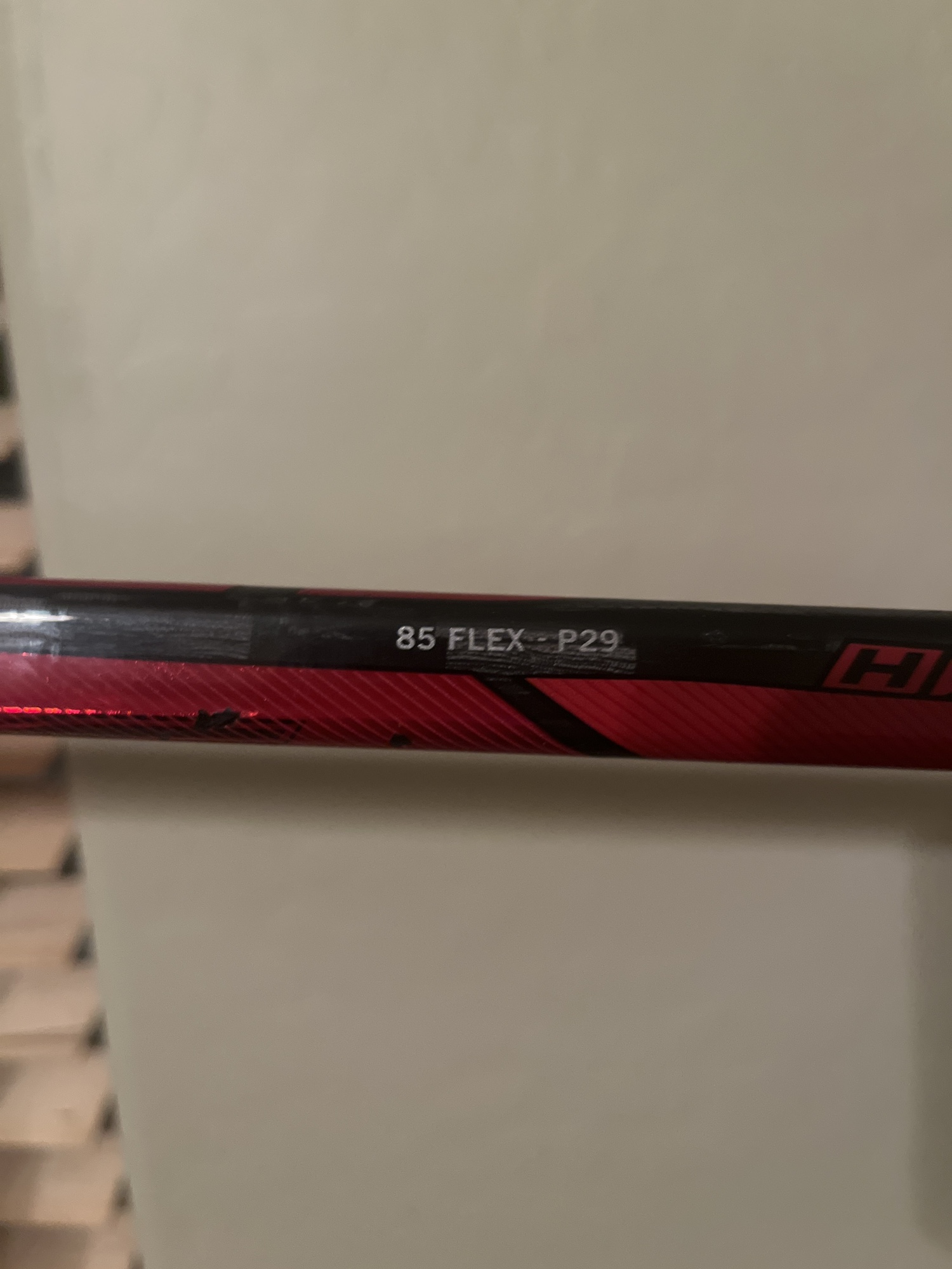 Senior Right Handed P29 Jetspeed FT4 Pro Hockey Stick | SidelineSwap