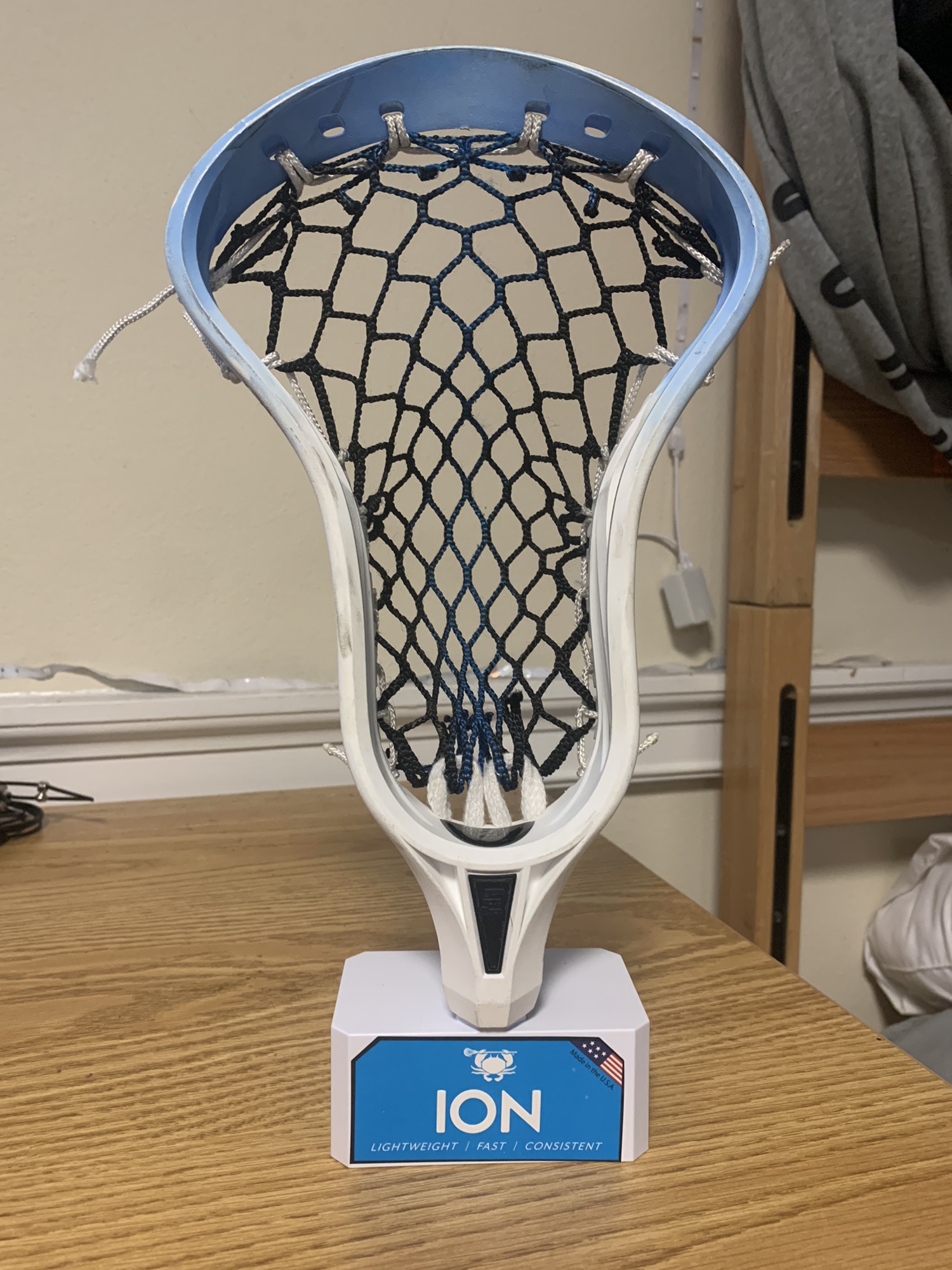 Used Z-Three Head with 6D Mesh | SidelineSwap