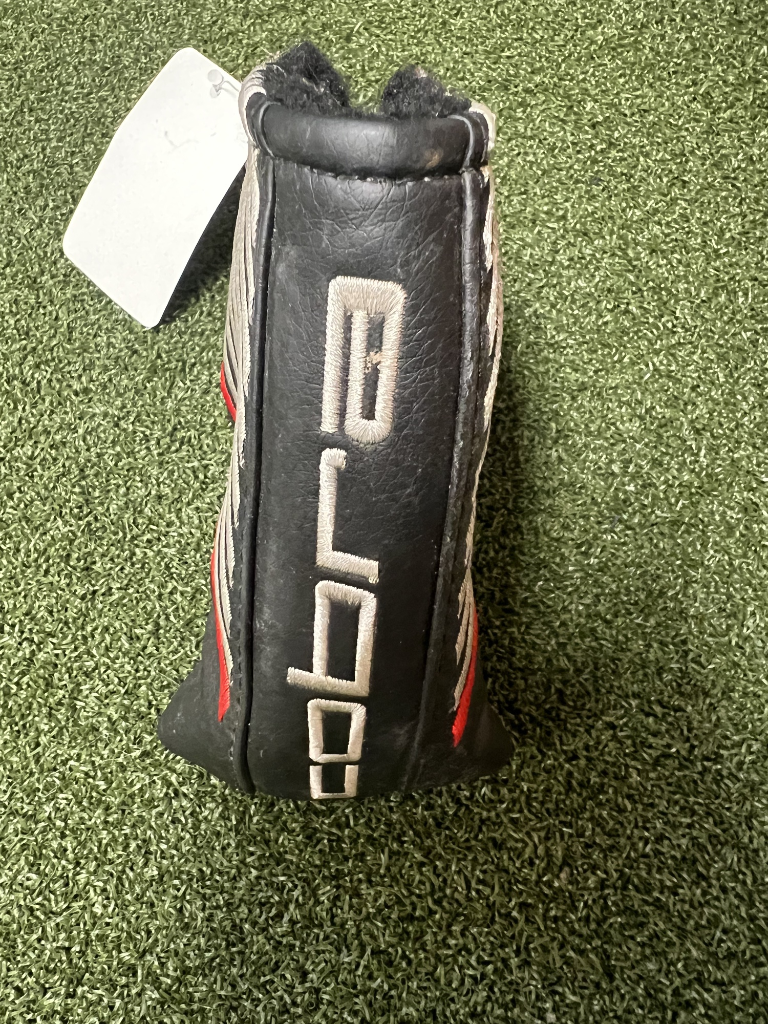 Cobra Putter Head Cover (2535) | SidelineSwap