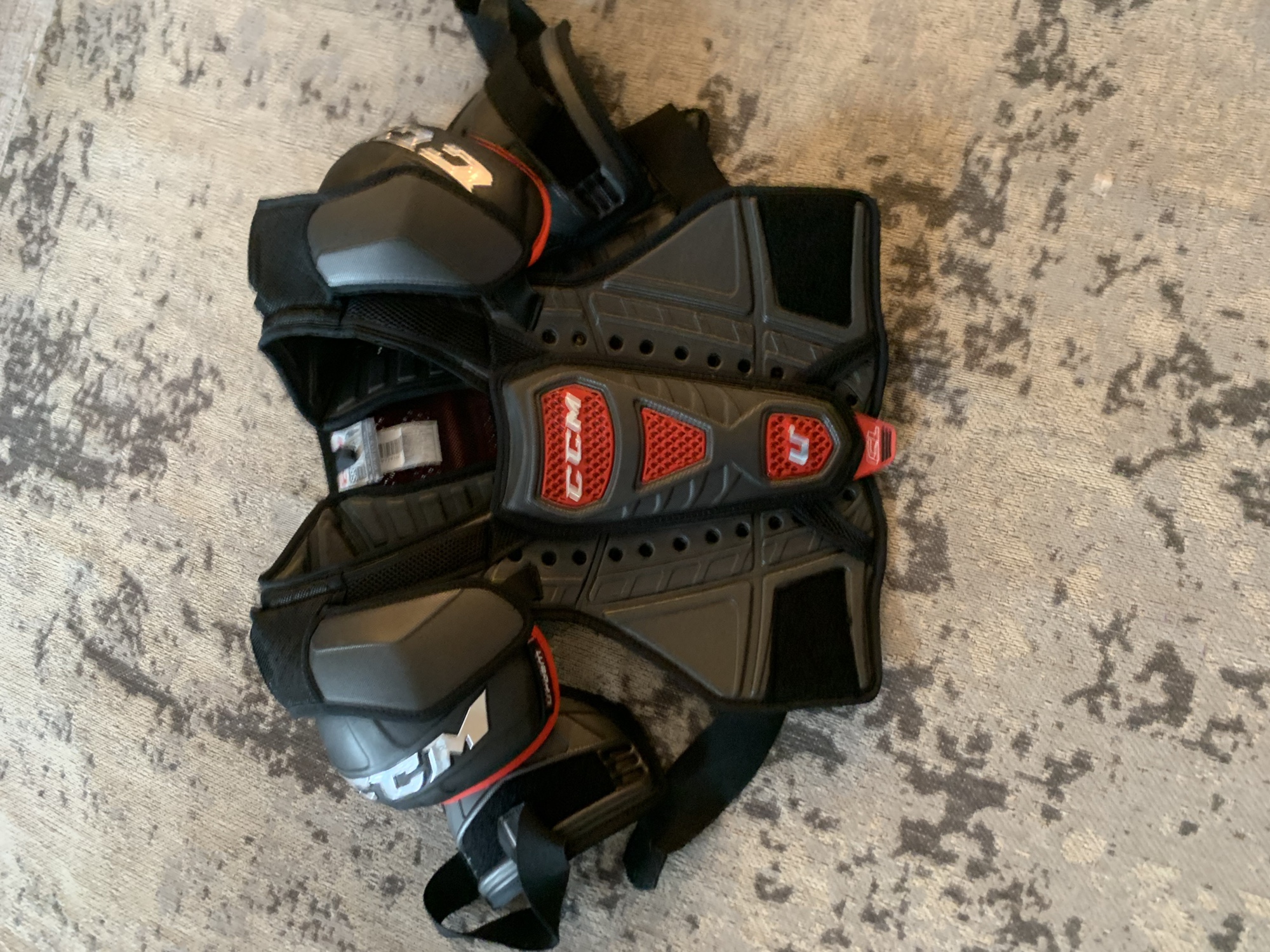Senior Large CCM Pro Stock U+ CL Shoulder Pads | SidelineSwap