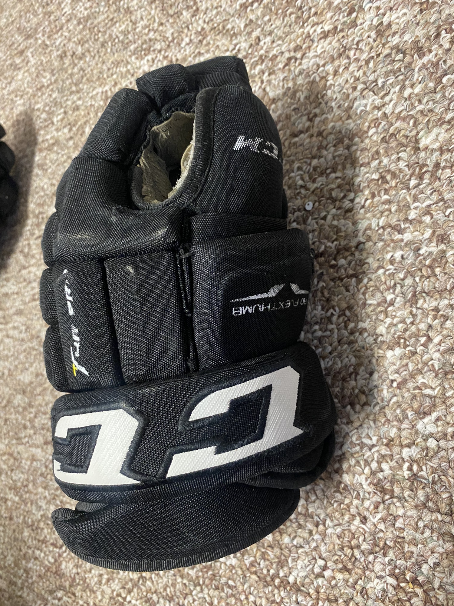 CCM 14" Tacks 4 Roll Pro Gloves | SidelineSwap