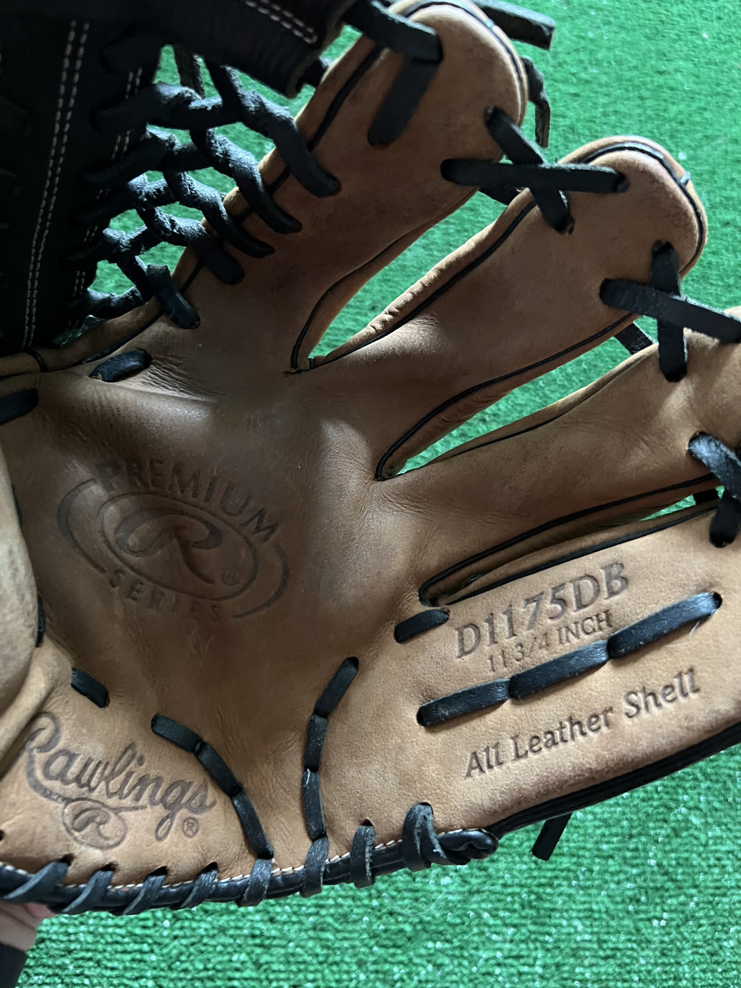 Used Rawlings Premium Series Right Hand Throw Infield Baseball Glove 11.75" | SidelineSwap