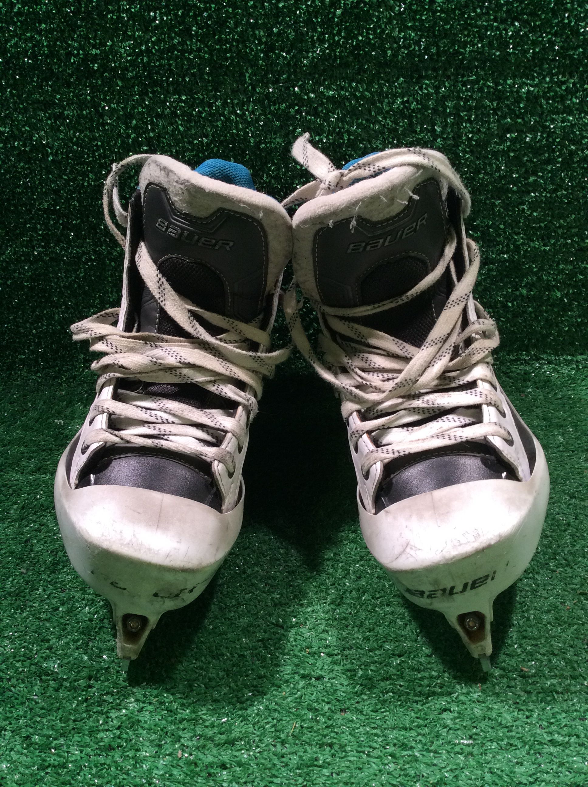 Bauer Reactor 9000 Hockey Goalie Skates 4.5D Skate Size | SidelineSwap