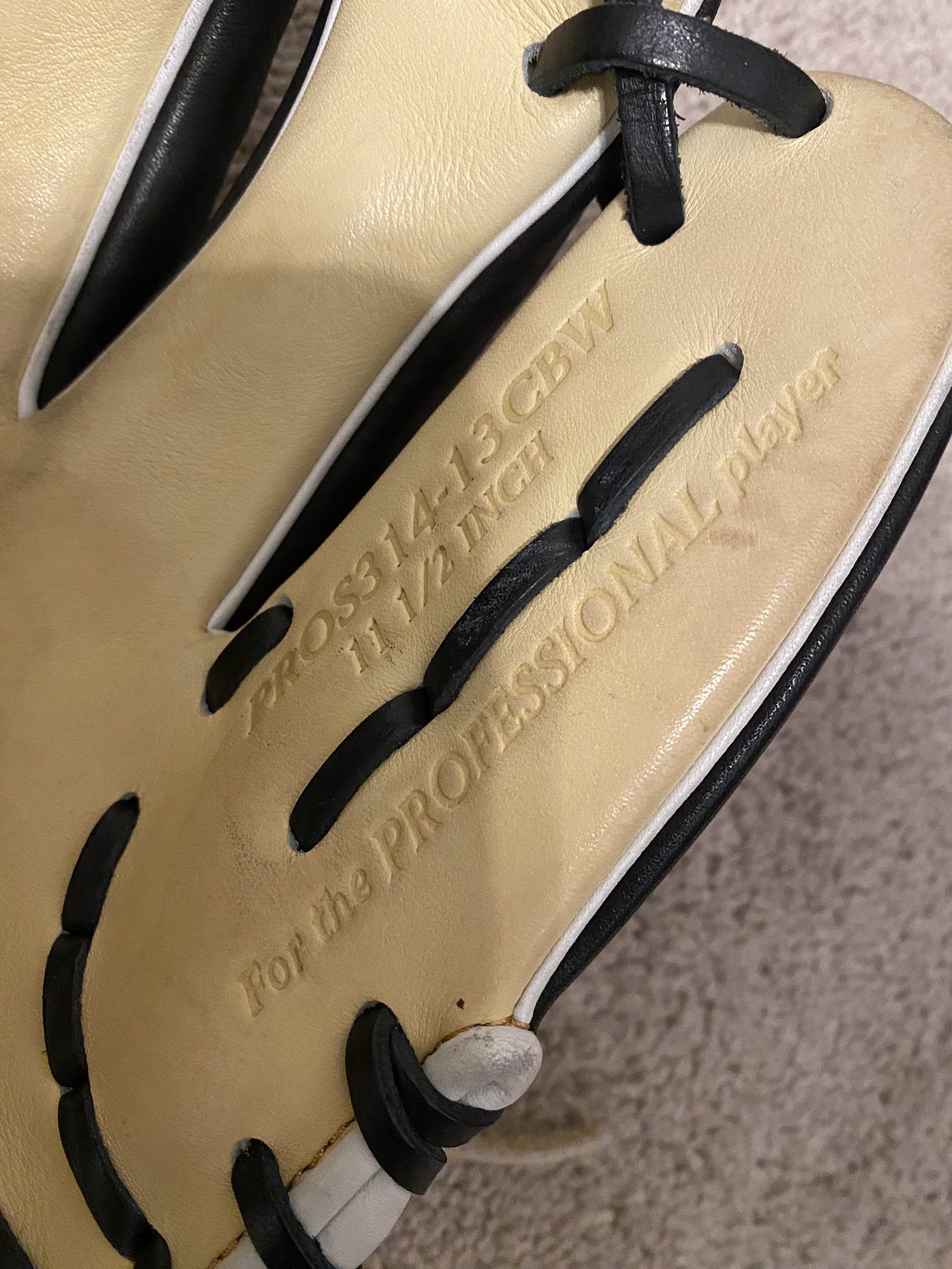 2022 Infield 11.5" Pro Preferred Baseball Glove | SidelineSwap