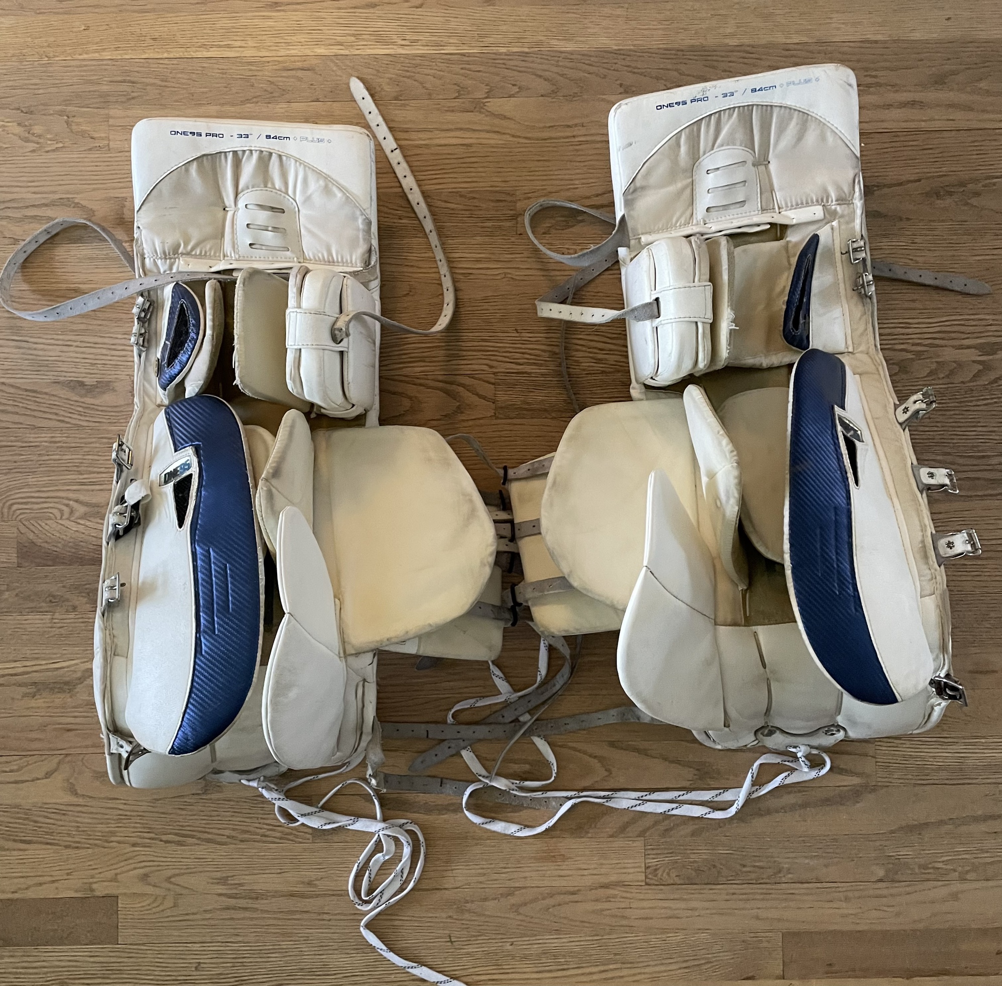 33” Bauer Supreme One95 Pro Goalie Leg Pads | SidelineSwap