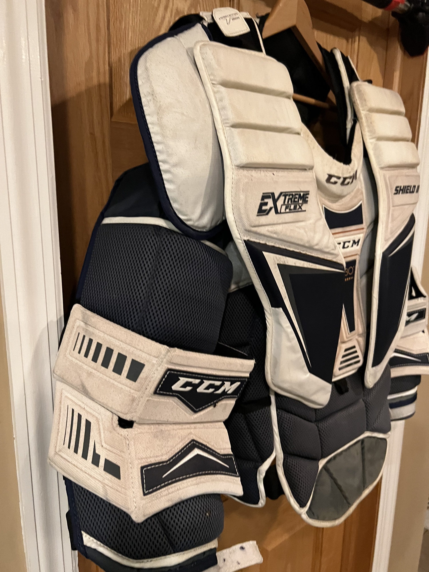 Used CCM Pro Stock Extreme Flex Shield II Goalie Chest Protector ...