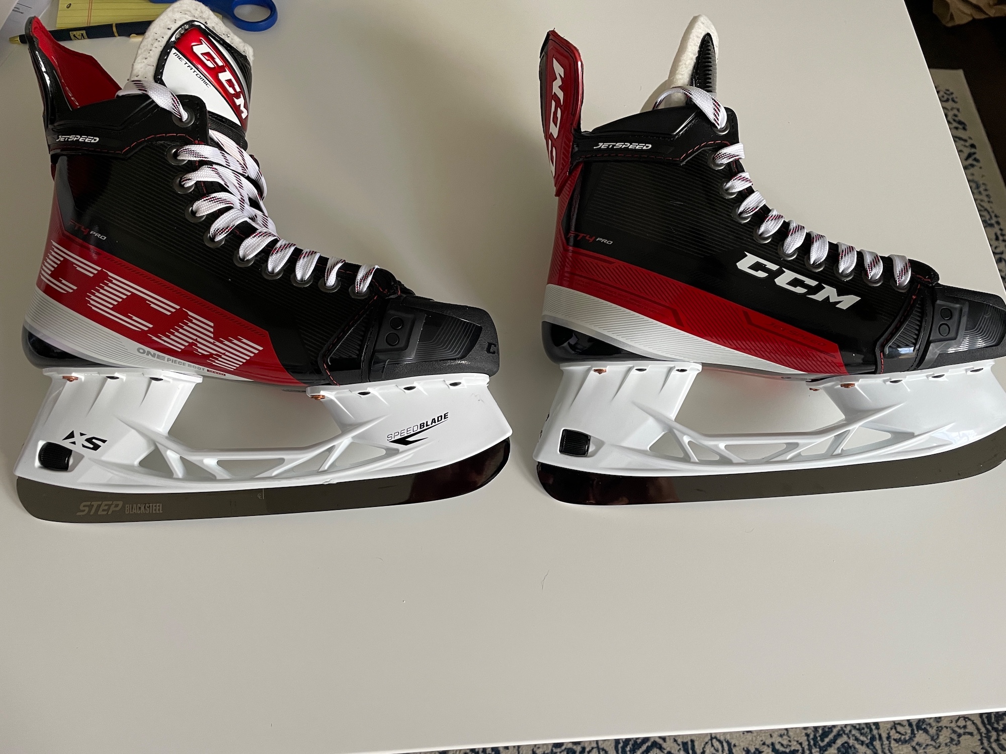 CCM JetSpeed FT4 Pro Hockey Skates Size 8 | SidelineSwap