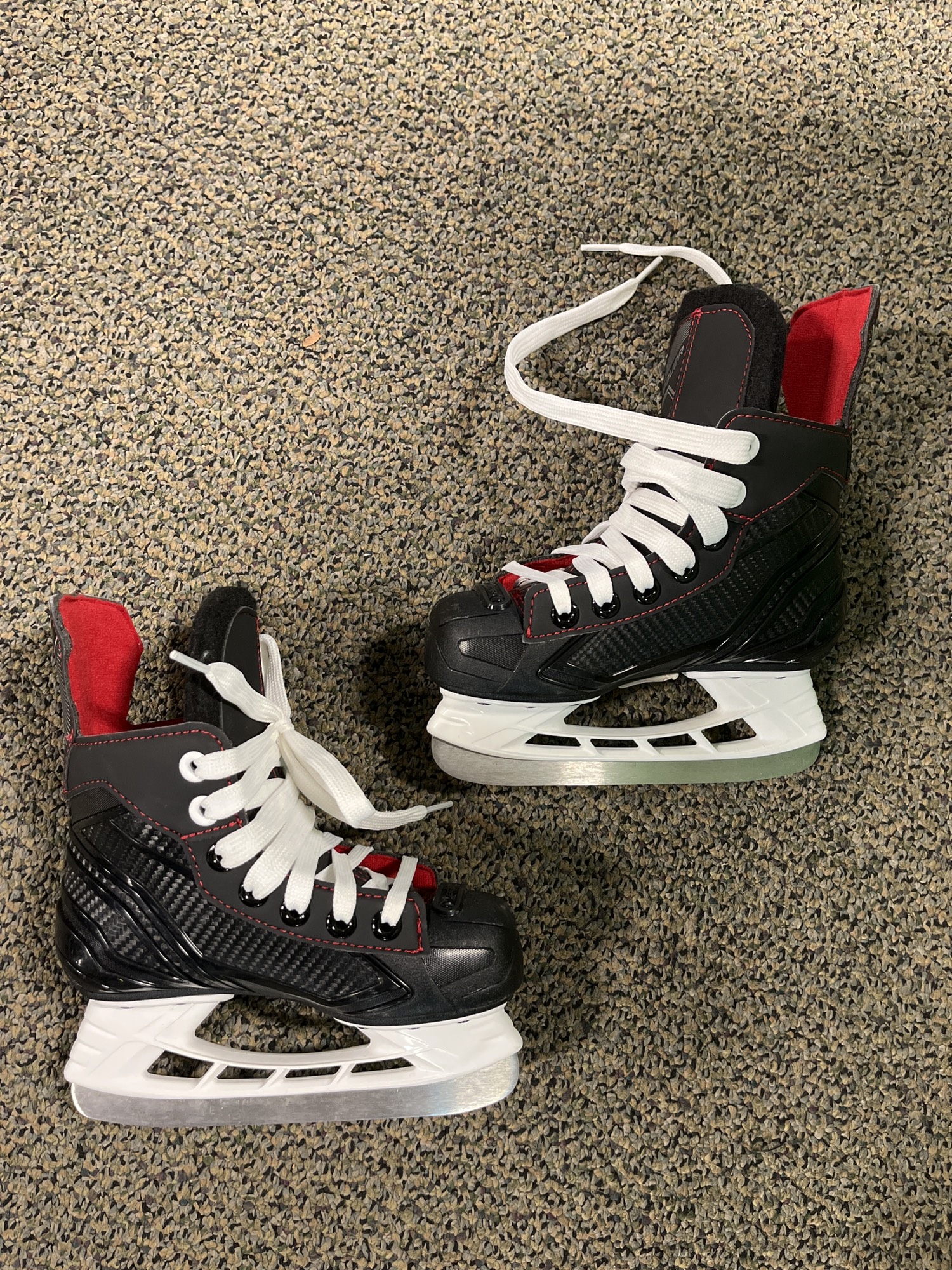 Youth Used Bauer Ns Hockey Skates D&R (Regular) 10 | SidelineSwap