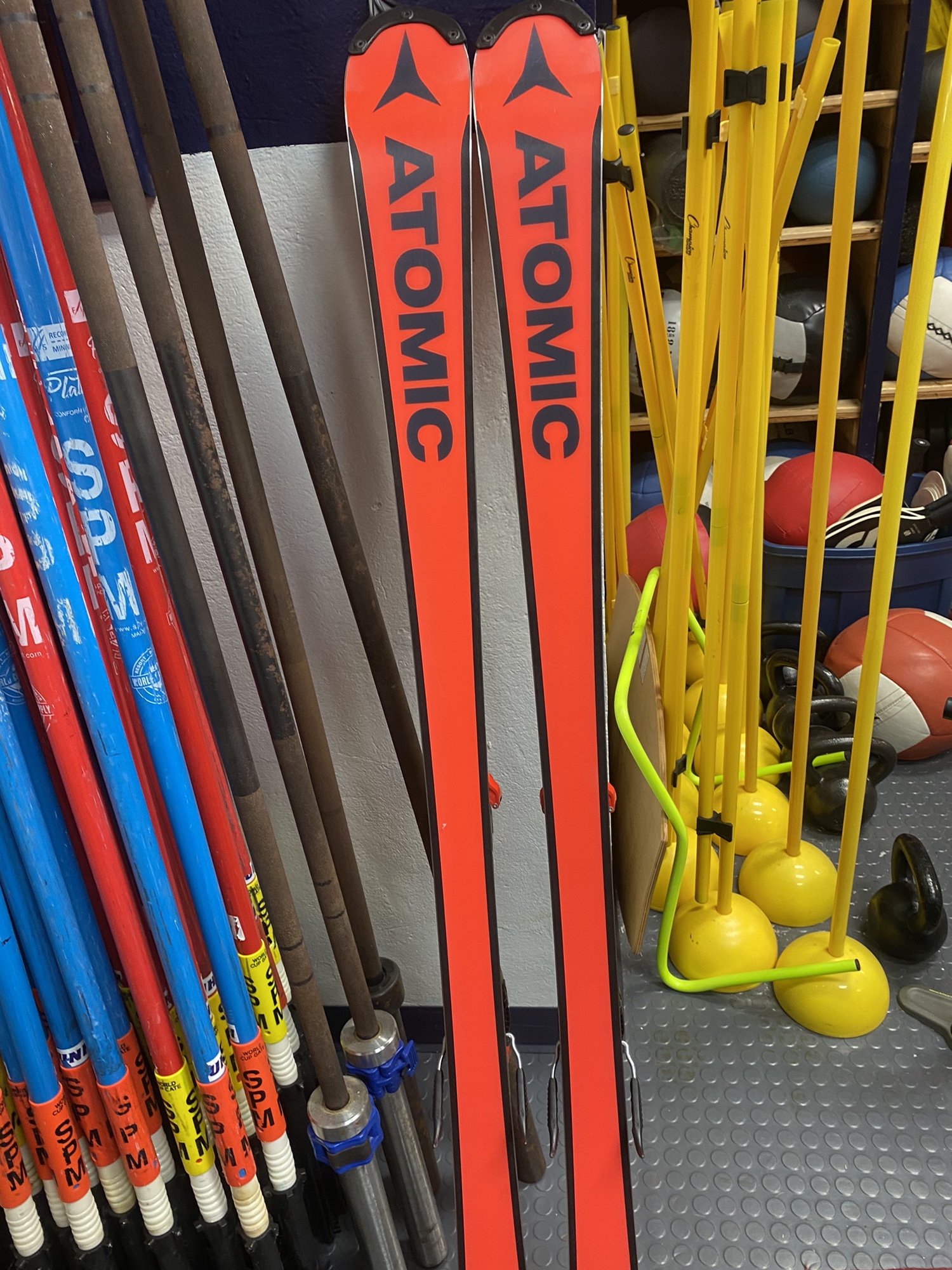 Atomic SL FIS development skis | SidelineSwap