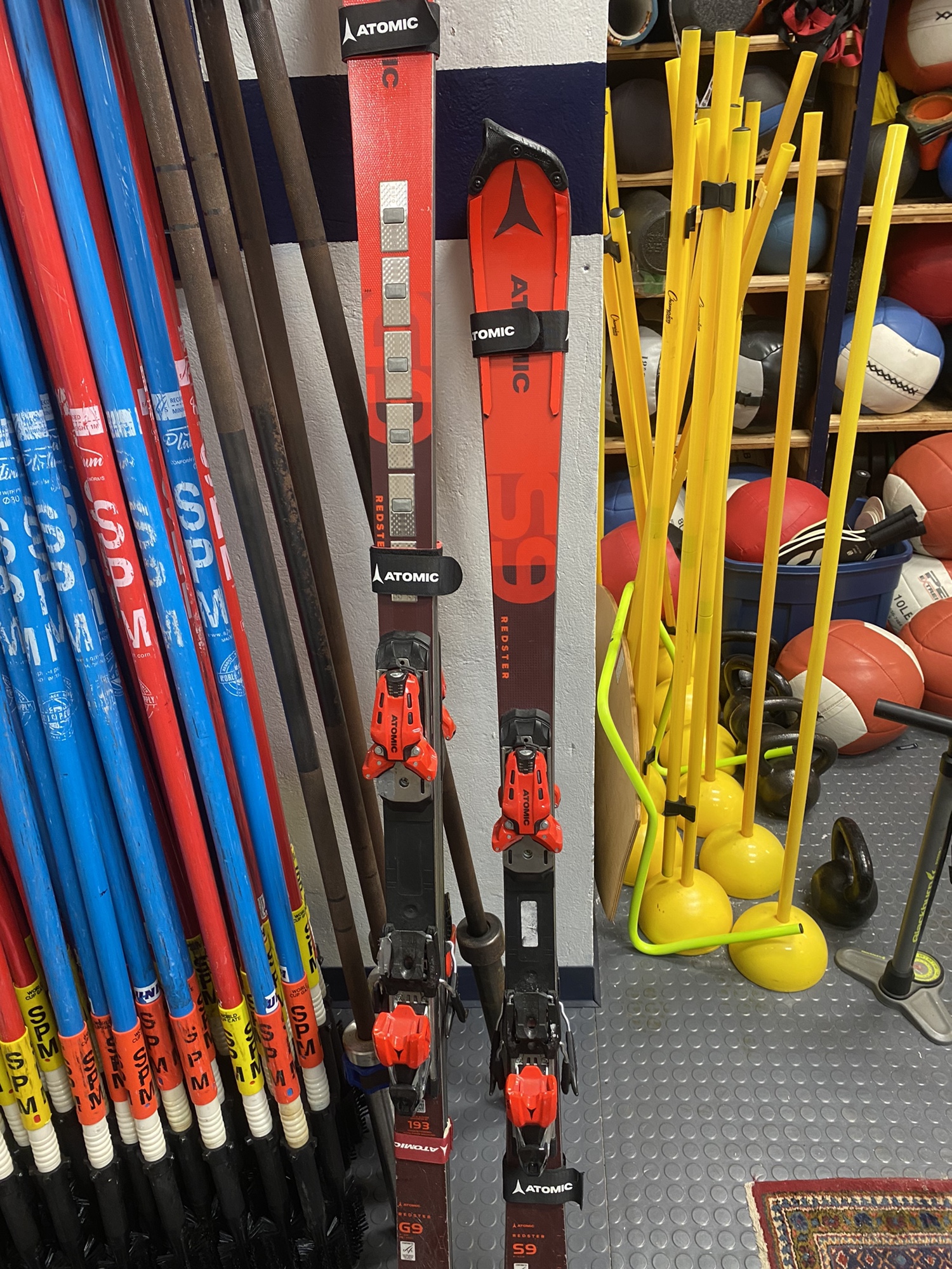 Atomic SL FIS development skis | SidelineSwap